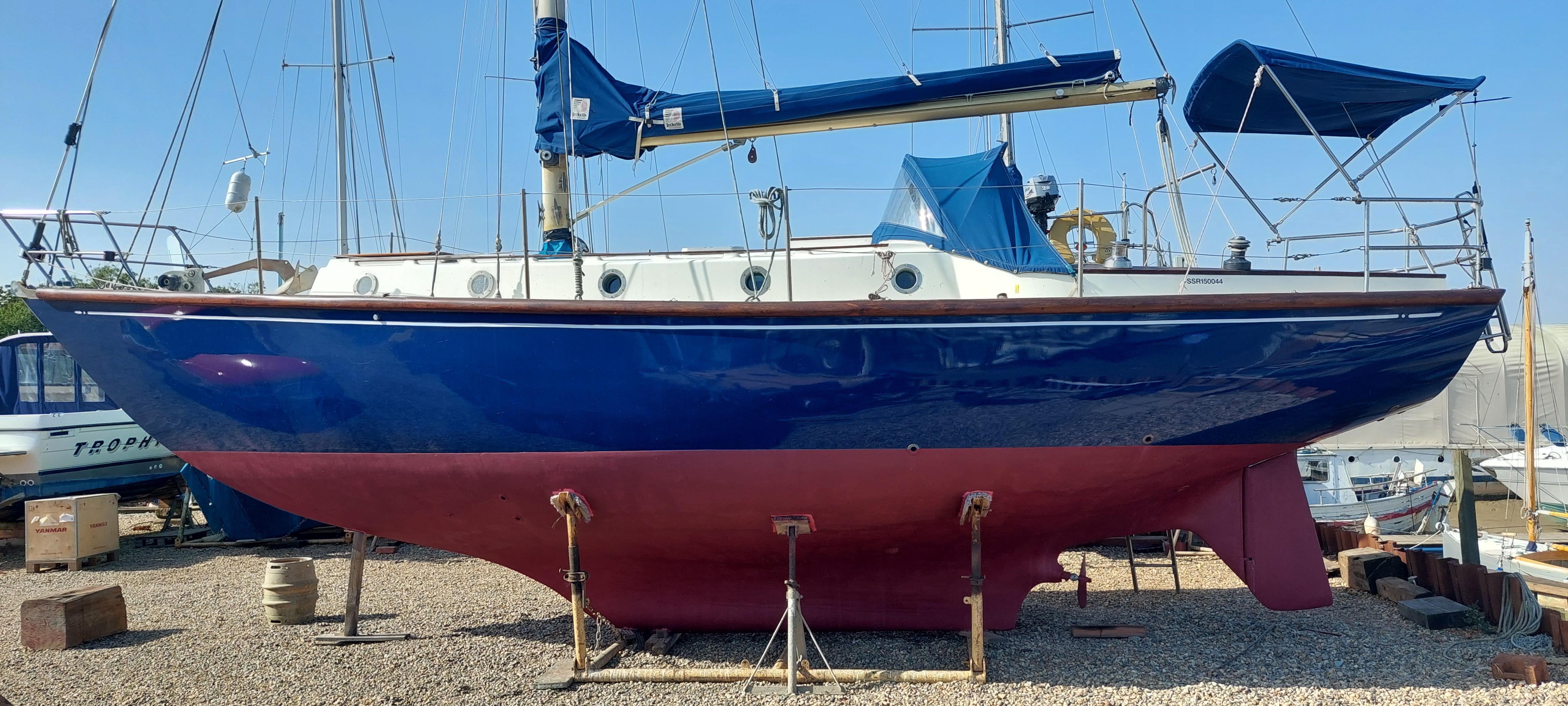 Sparkman & Stephens Deb 33 | 10m | 1972 - Essex | Boats and Outboards