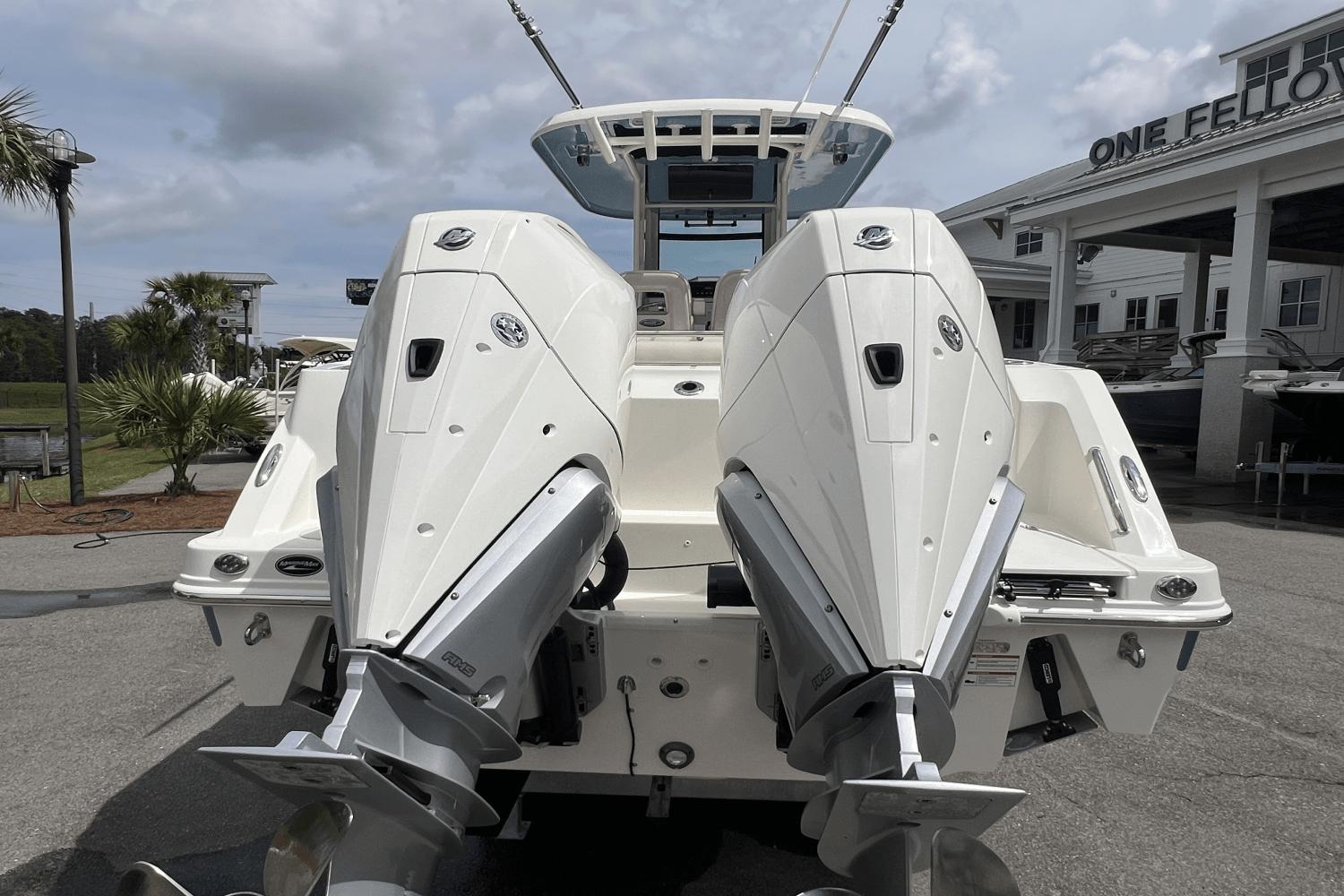 2024 Boston Whaler 280 Outrage Center Console for sale - YachtWorld