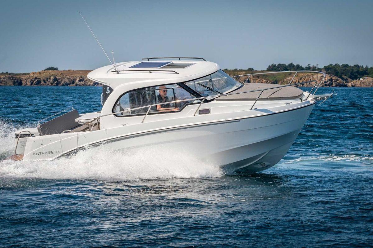 2023 Beneteau Antares 8 Fishing Cruise Express Cruiser for sale - YachtWorld