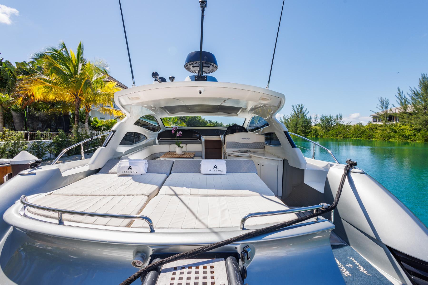 2005 Pershing 52 Cruiser for sale - YachtWorld