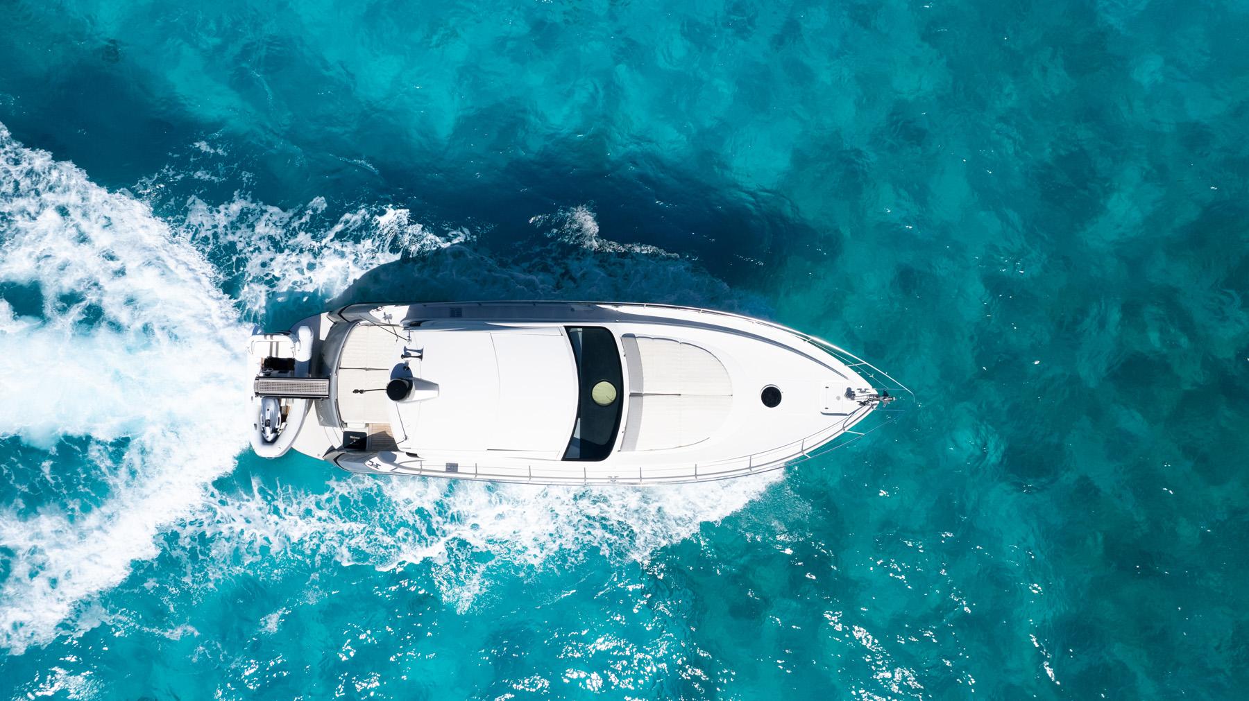 2005 Pershing 52 Cruiser for sale - YachtWorld