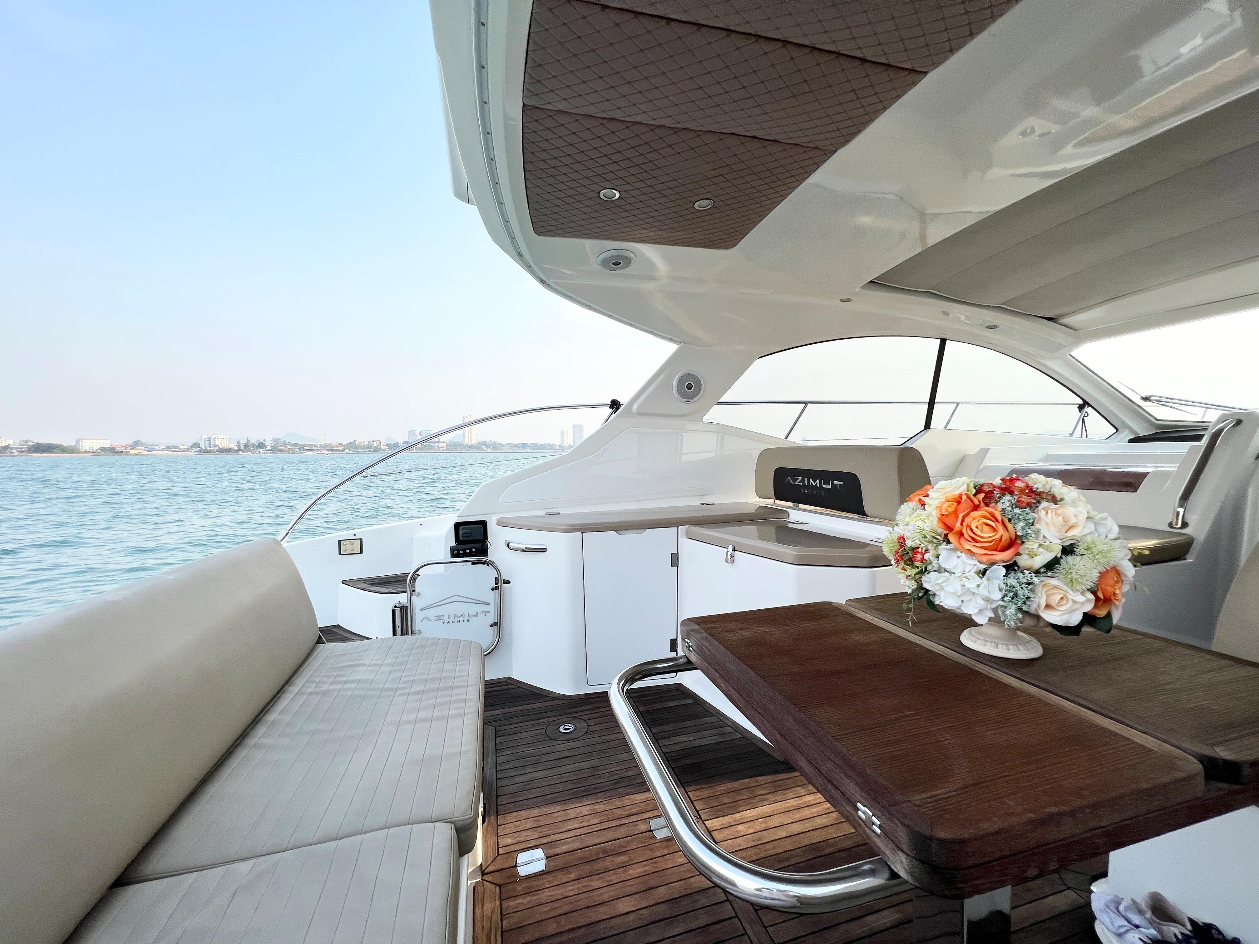 2015 Azimut Atlantis 43 Sports Cruiser for sale - YachtWorld