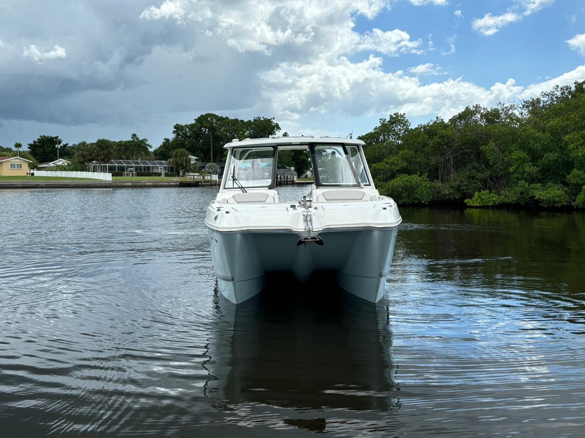 2024 World Cat 325 DC Power Catamaran for sale - YachtWorld