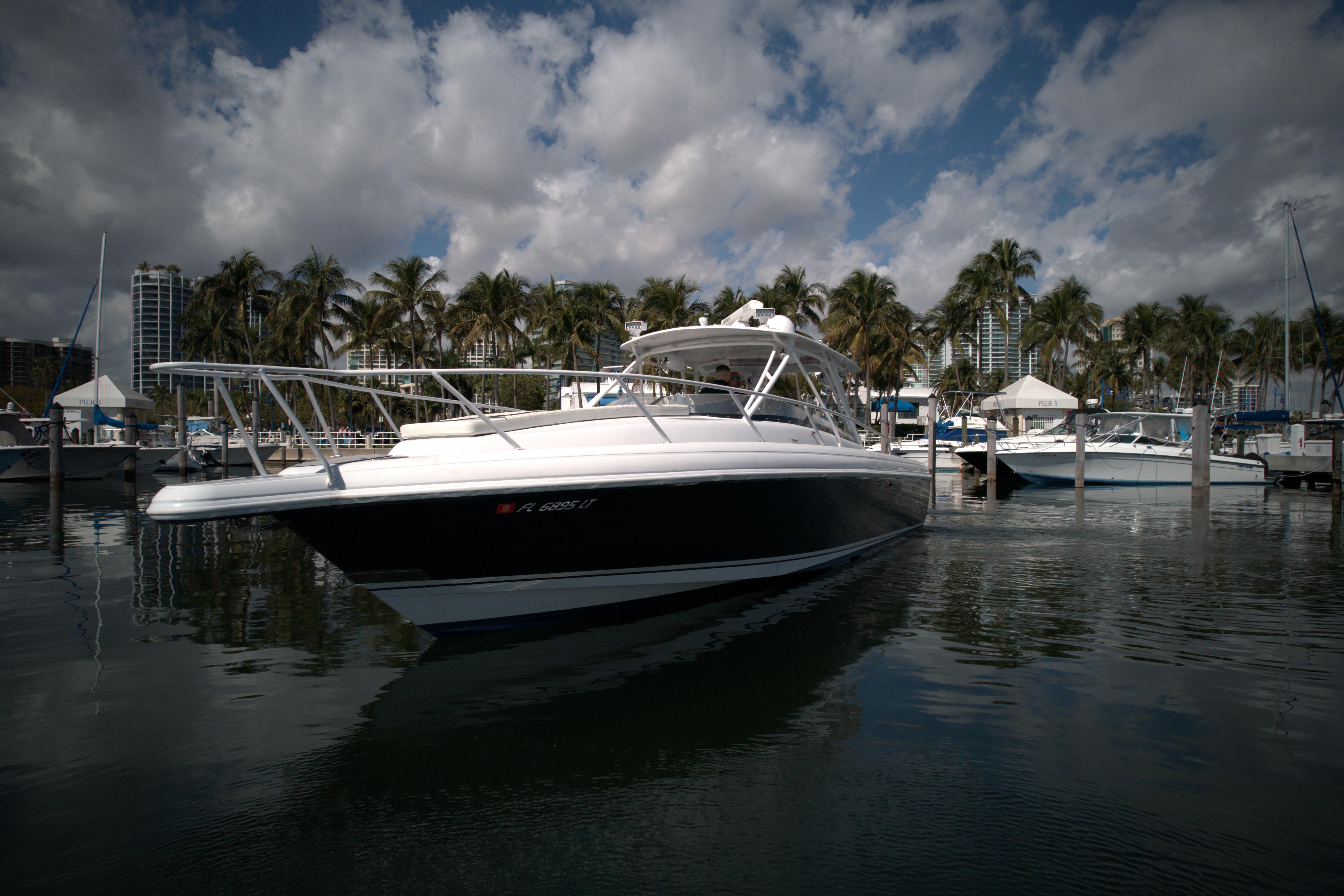 2002 Intrepid 377 Walkaround Cuddy Cuddy Cabin for sale - YachtWorld