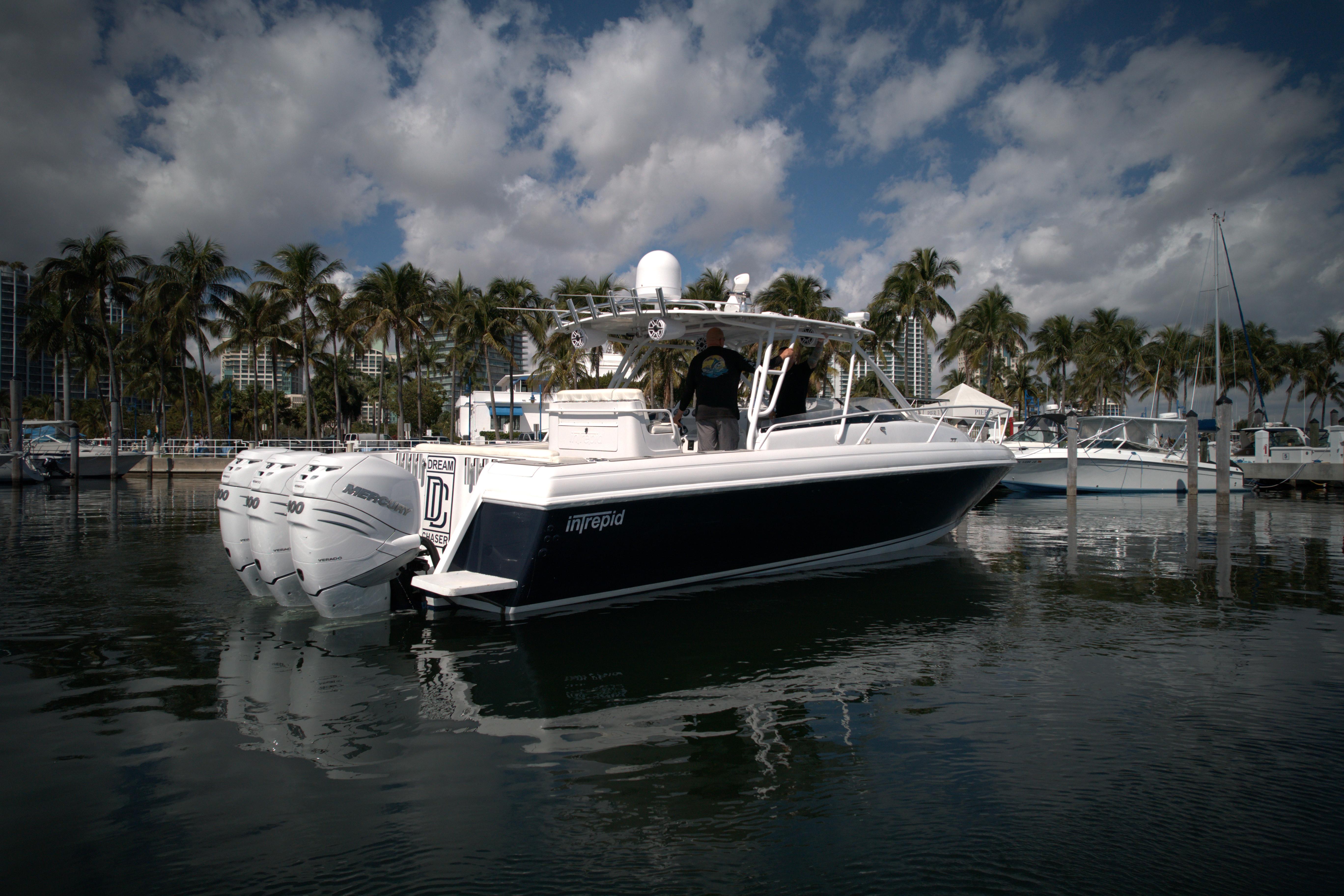 2002 Intrepid 377 Walkaround Cuddy Cuddy Cabin for sale - YachtWorld