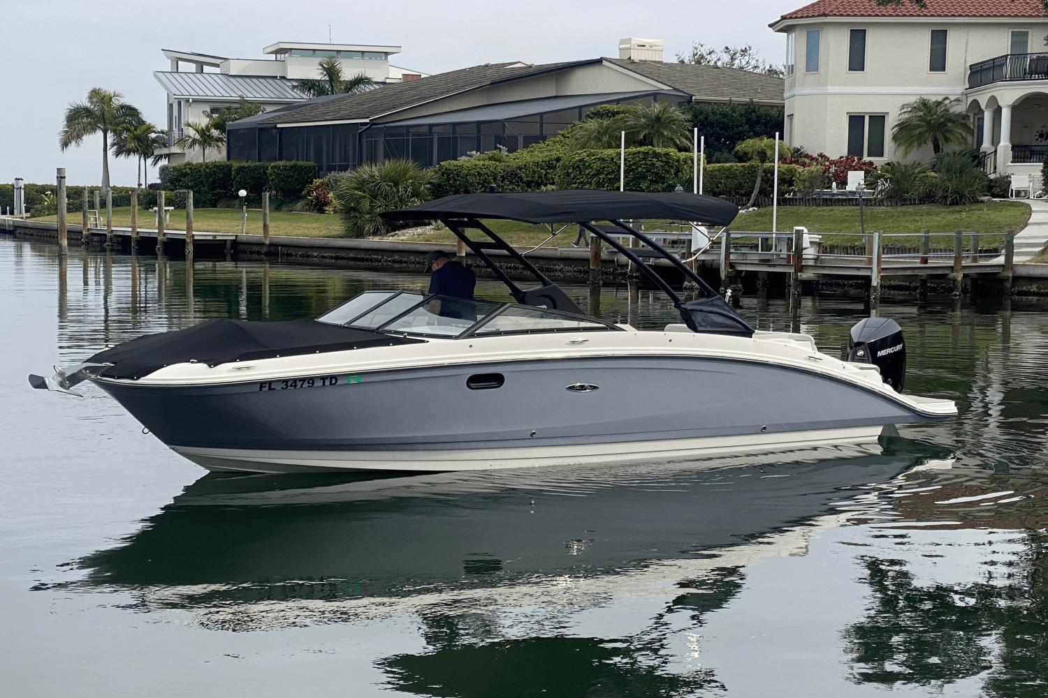 2022 Sea Ray 270 SDX-OB Runabout for sale - YachtWorld