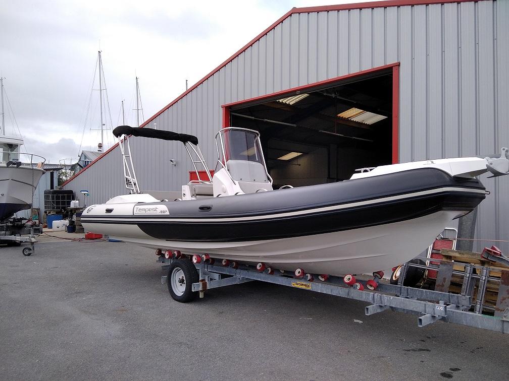 Capelli Tempest 700 Nuevo en Morbihan ( 56 ) - Cosas de Barcos