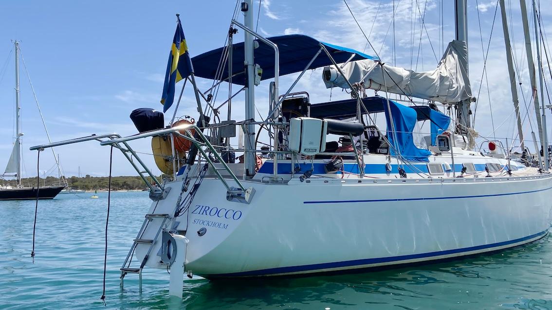 1990 Custom Rhapsody 43 Cruiser for sale - YachtWorld