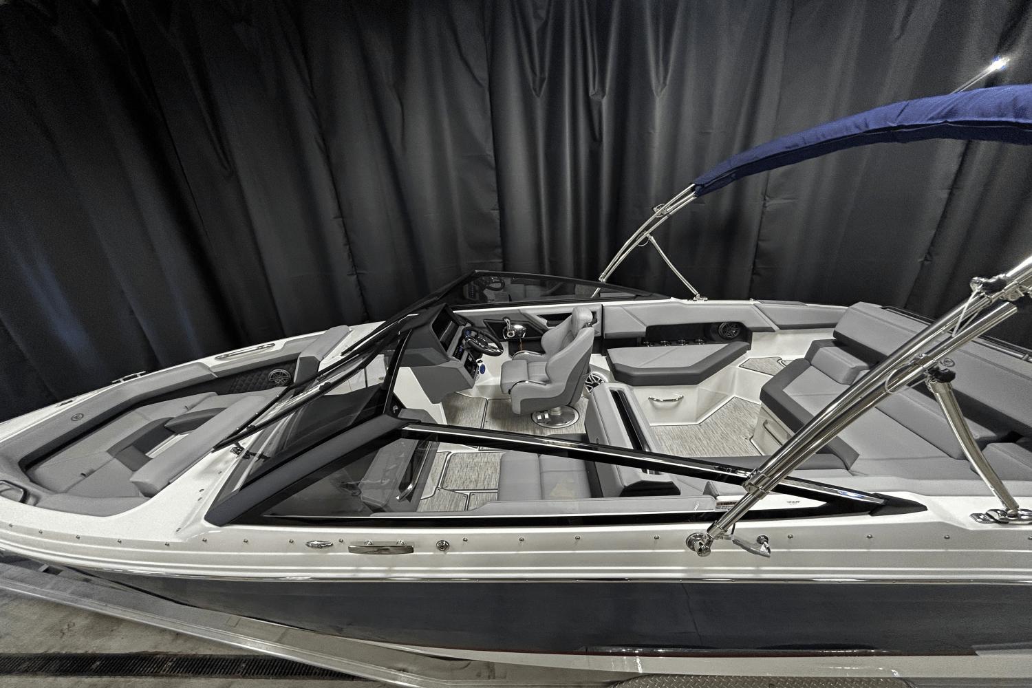 2024 Cobalt R4 Runabout for sale - YachtWorld