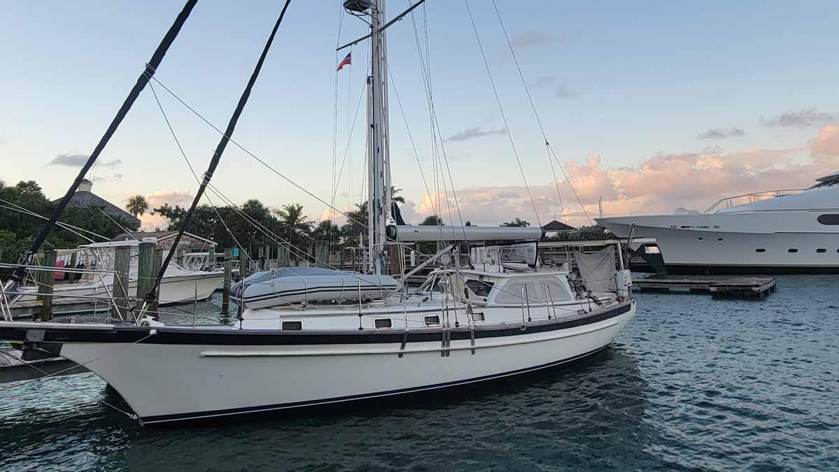 2005 Cabo Rico 42 Pilot Cruiser for sale - YachtWorld