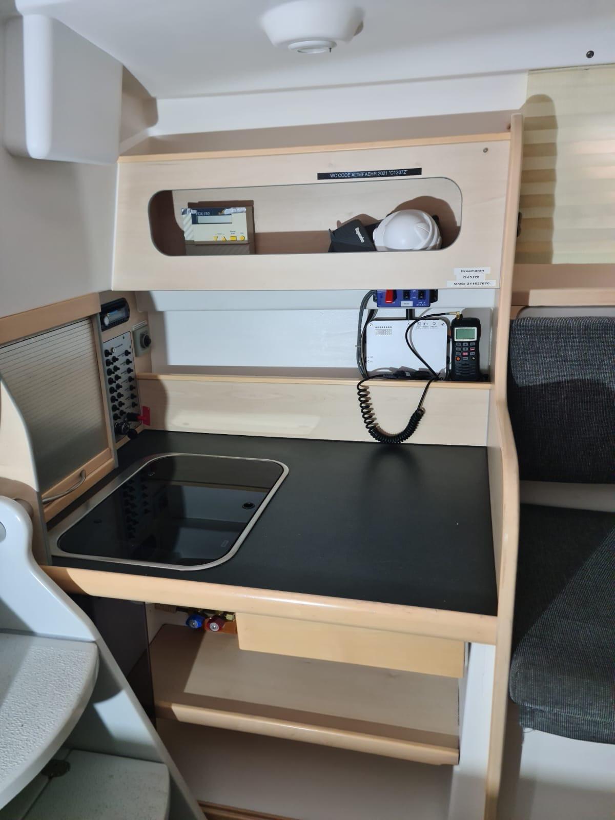 2014 Dragonfly 28 Touring Trimaran for sale - YachtWorld