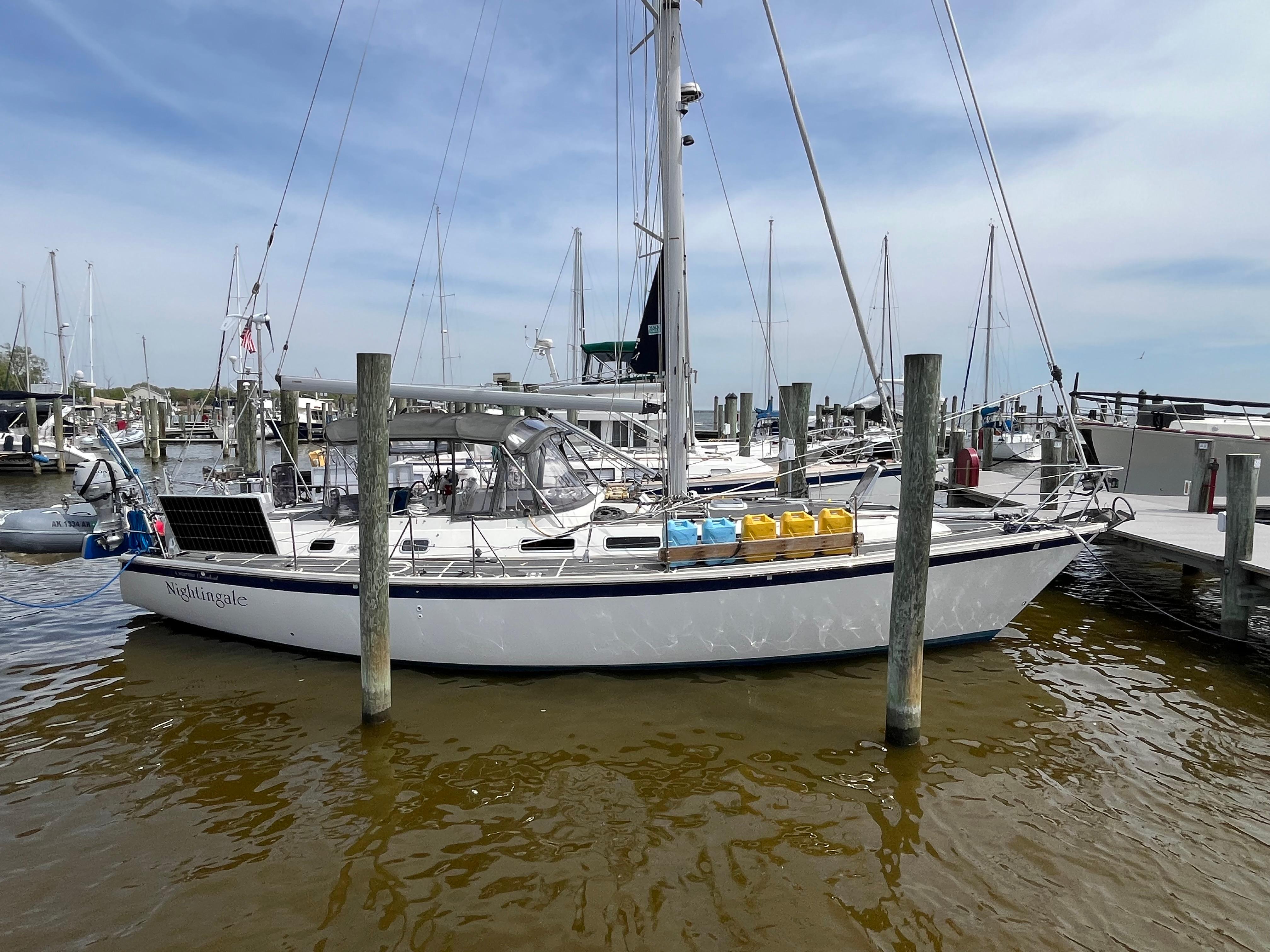 1997 Westerly Oceanlord Centre Cockpit for sale - YachtWorld