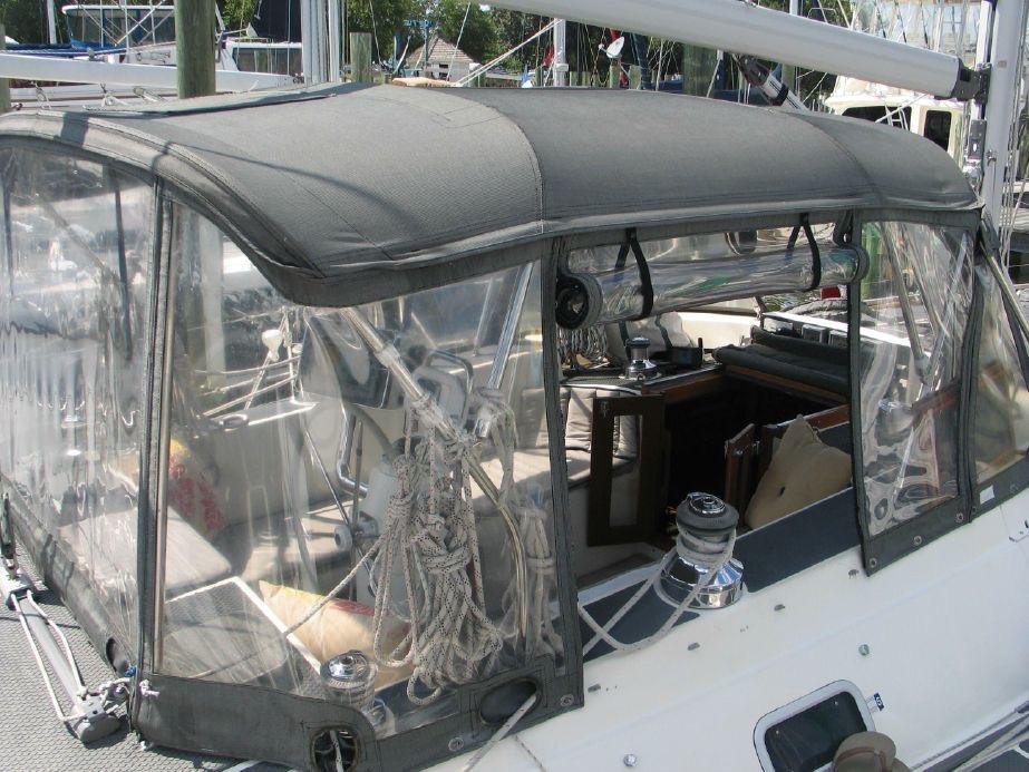 1997 Westerly Oceanlord Centre Cockpit for sale - YachtWorld