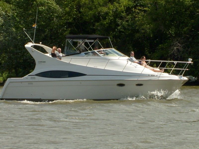 2001 Carver 350 Mariner - Weber Yachts