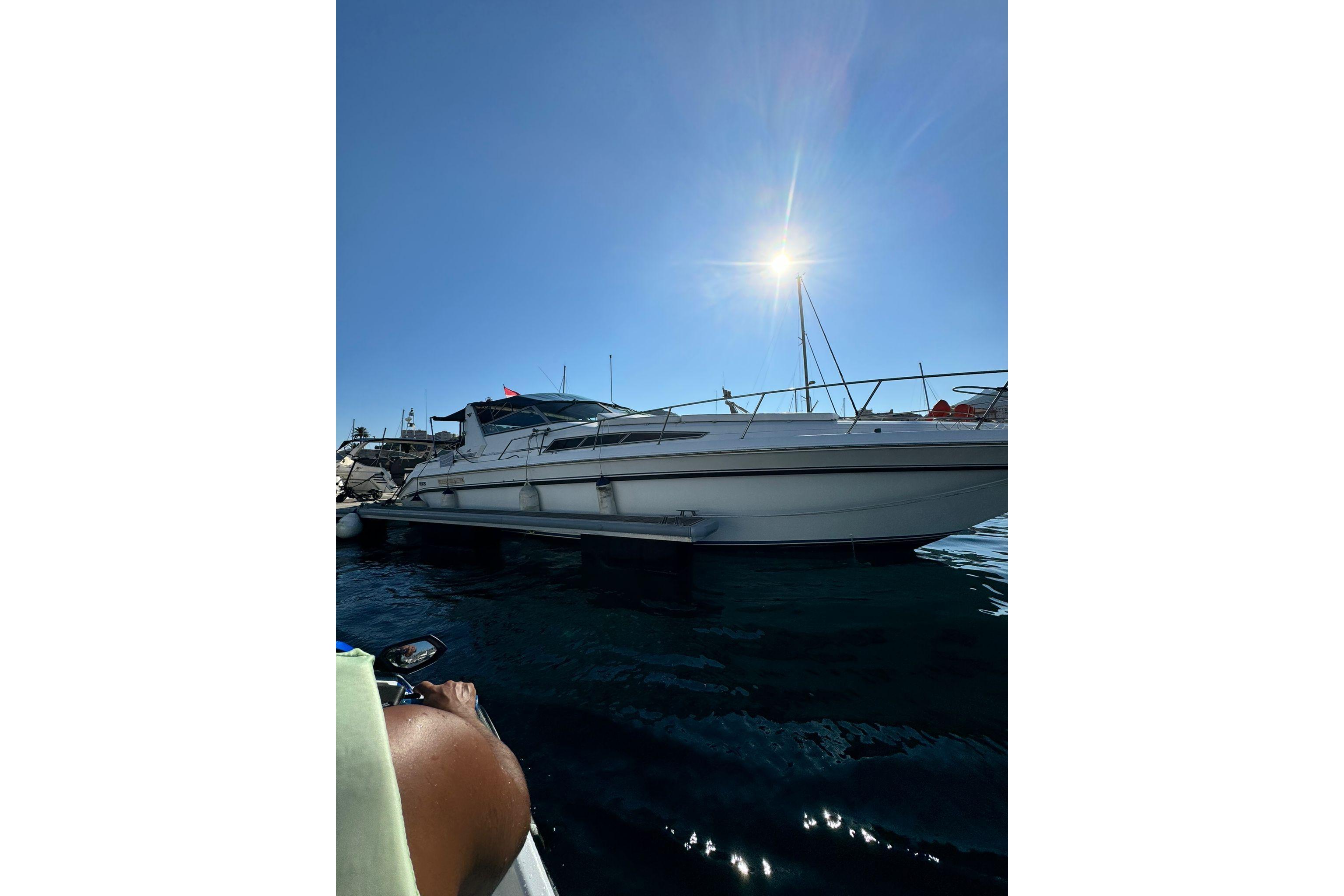 Sea Ray 420 Sundancer | 1990 | 14m - 83 - Var | Boatshop24