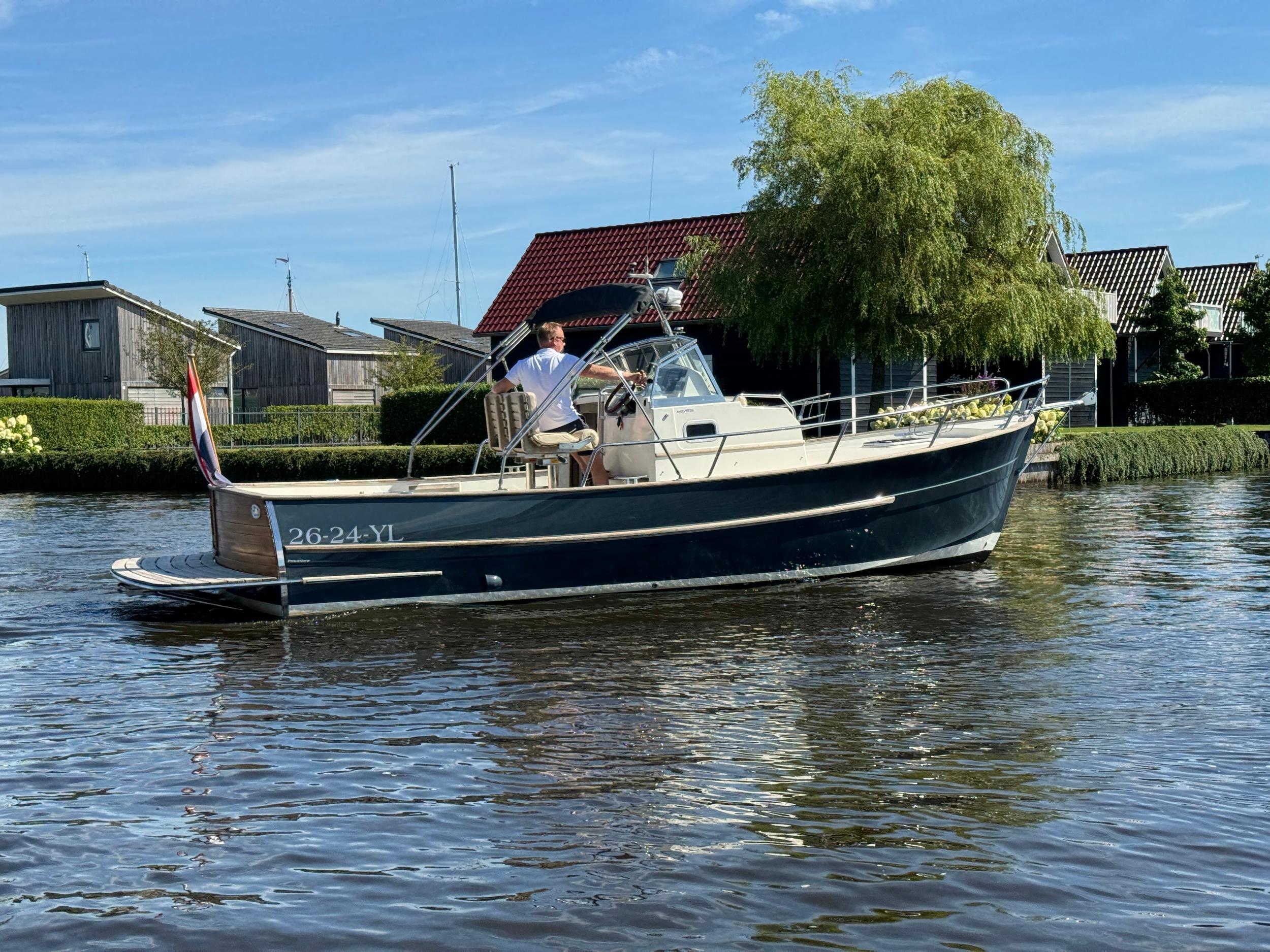 Occasion 2006 Rhea 750 open | YachtFocus