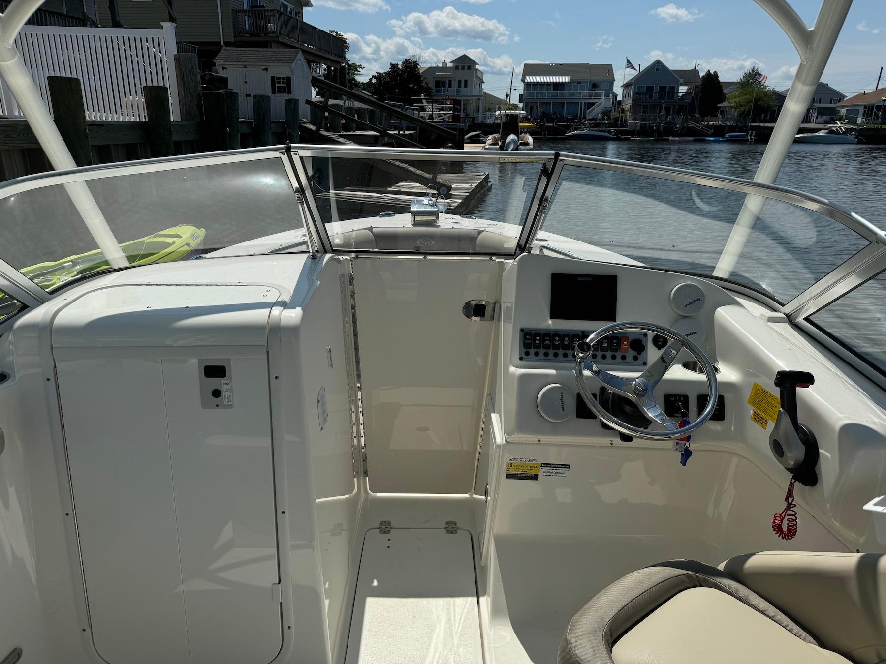 2021 Key West 239 DFS Dual Console for sale - YachtWorld