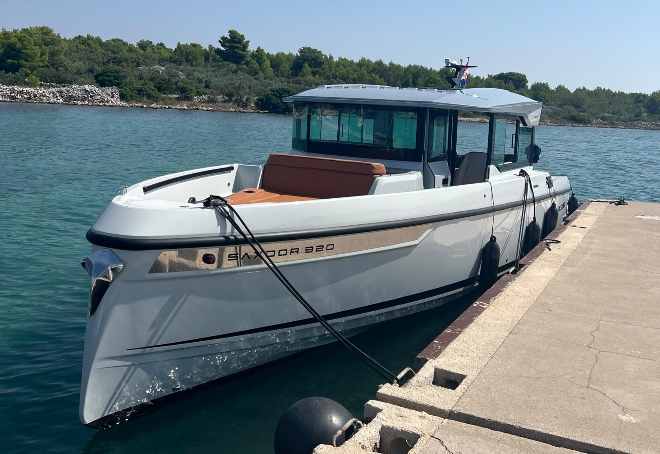Saxdor 320 GTC | 10m | 2023 | Boats and Outboards