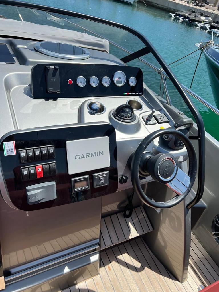 2022 Cranchi E30 Endurance Cruisere til salgs- YachtWorld