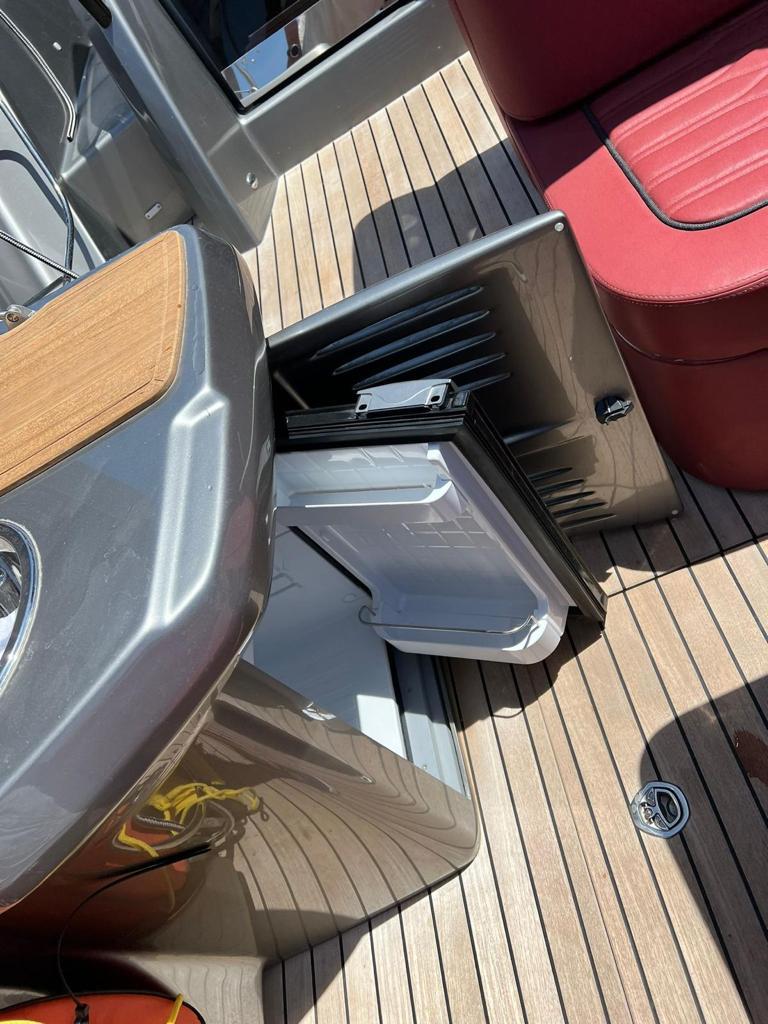 2022 Cranchi E30 Endurance Cruiser for sale - YachtWorld