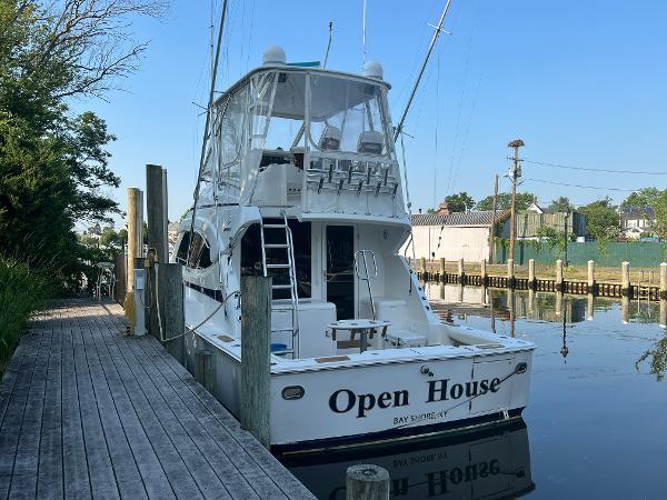 2001 Bertram 39 CONVERTIBLE Sport Fishing for sale - YachtWorld