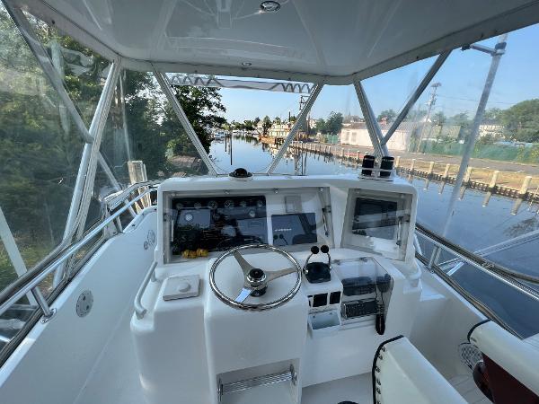 2001 Bertram 39 CONVERTIBLE Sport Fishing for sale - YachtWorld