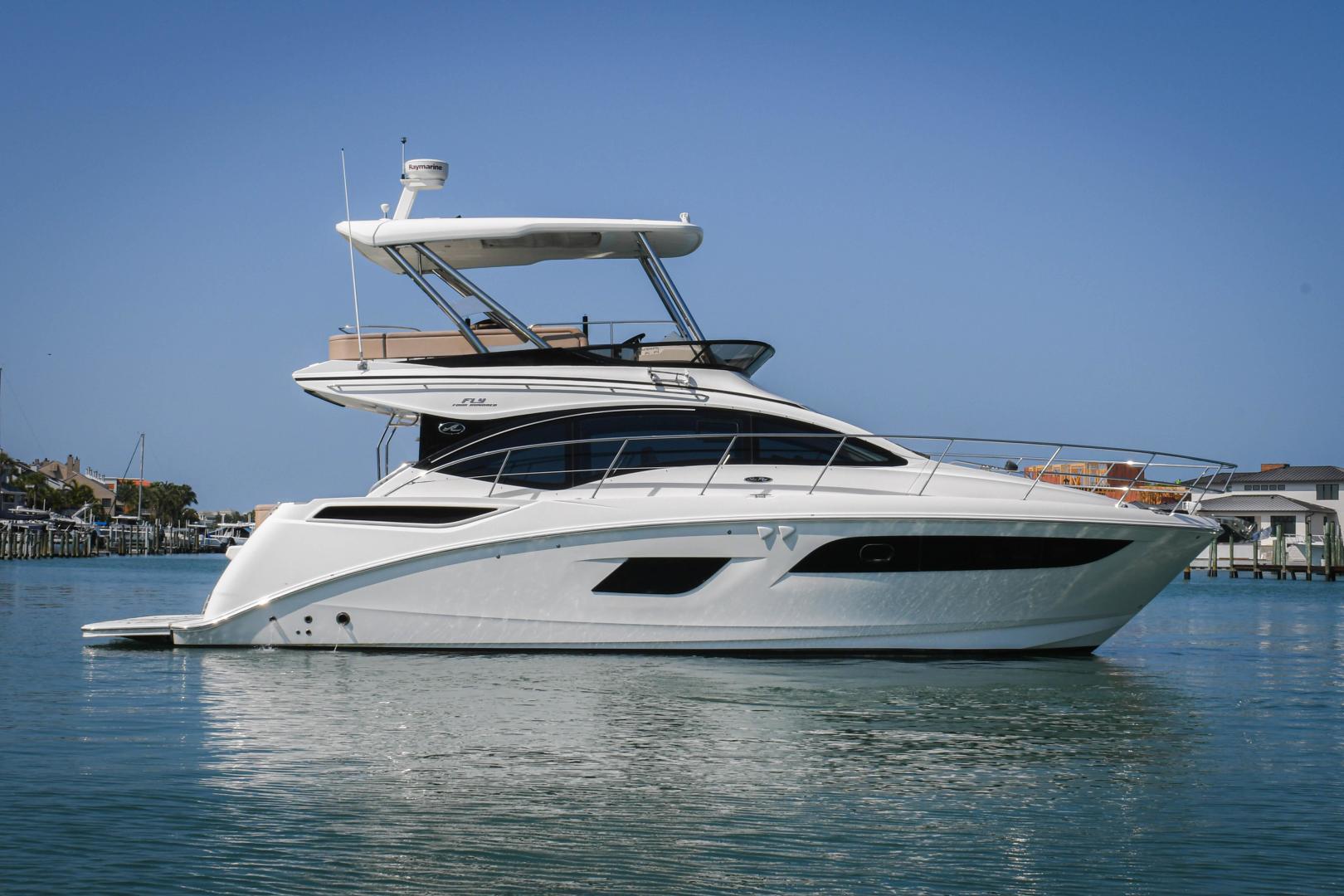 2016 Sea Ray 400 Fly Flybridge for sale - YachtWorld
