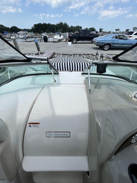 2008 Larson Cabrio 274 Mid Cabin Cruiser for sale - YachtWorld