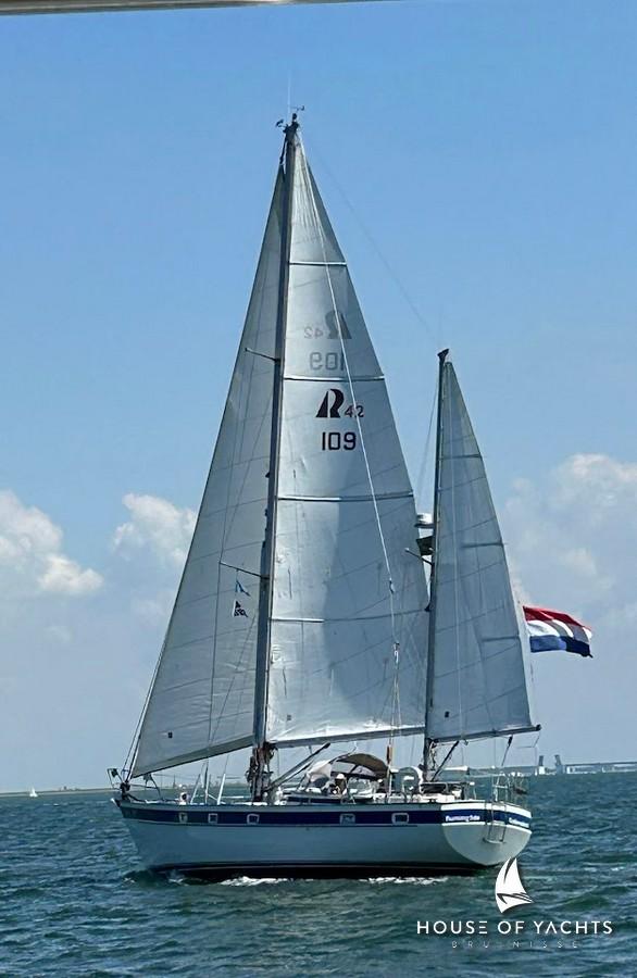 1985 Hallberg-Rassy 42E Ketch for sale - YachtWorld