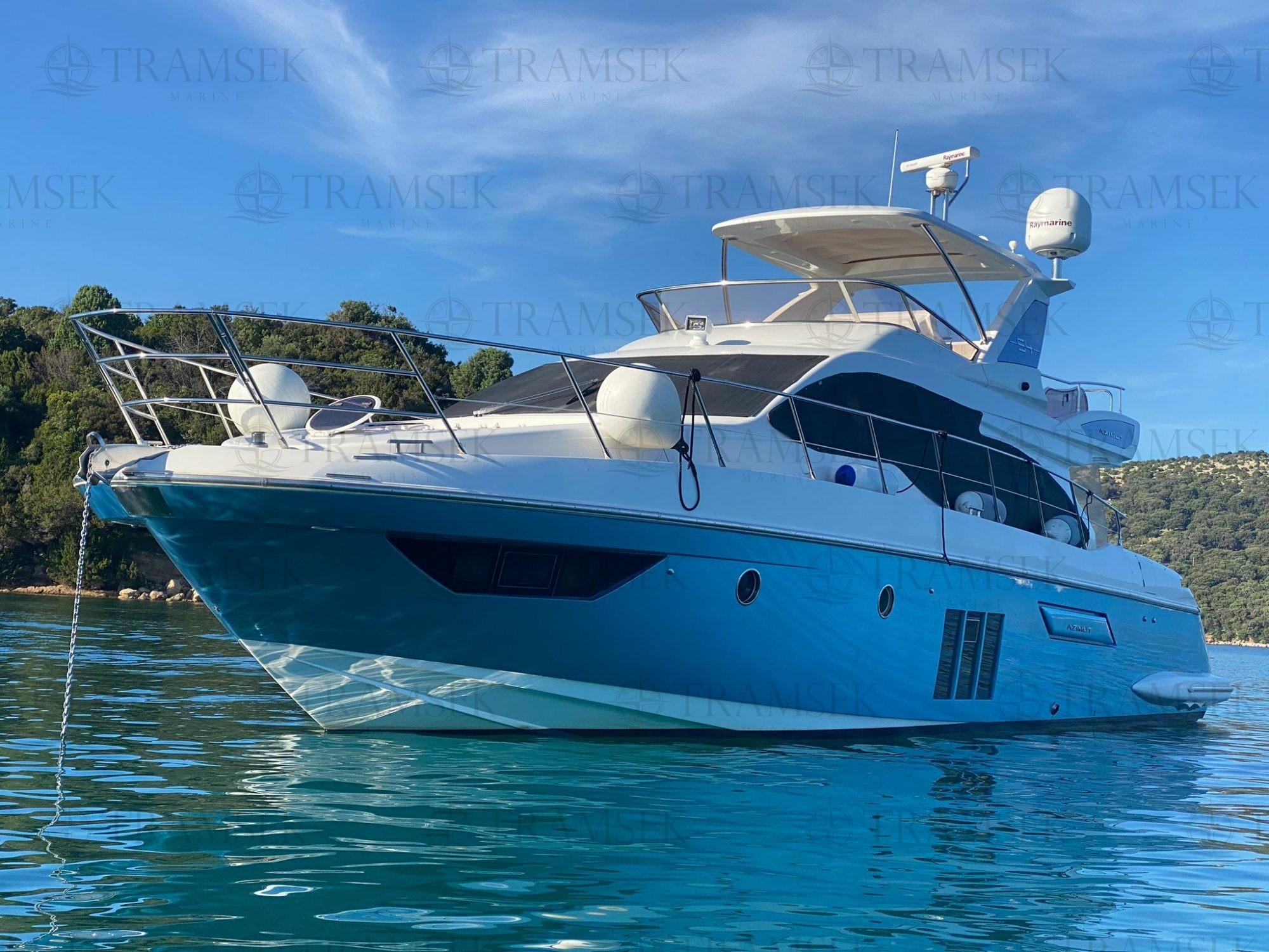 Used 2013 Azimut Azimut 54 | TopBoats