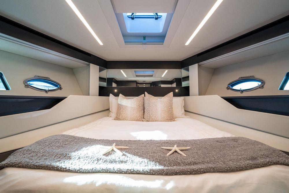 Occasion 2021 Pershing 8X | Annonces du Bateau