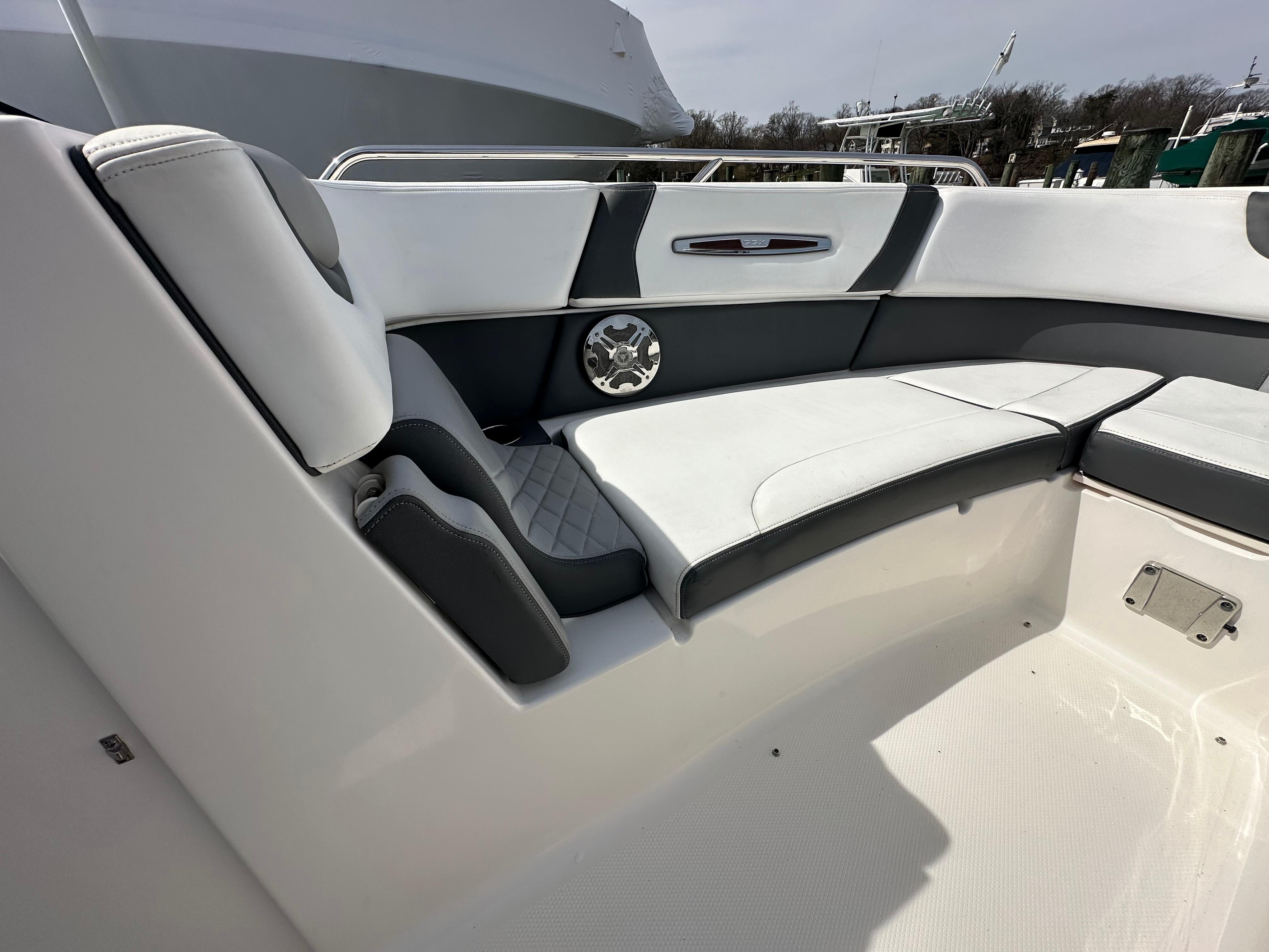 2019 Chaparral 297 SSX Bowrider for sale - YachtWorld