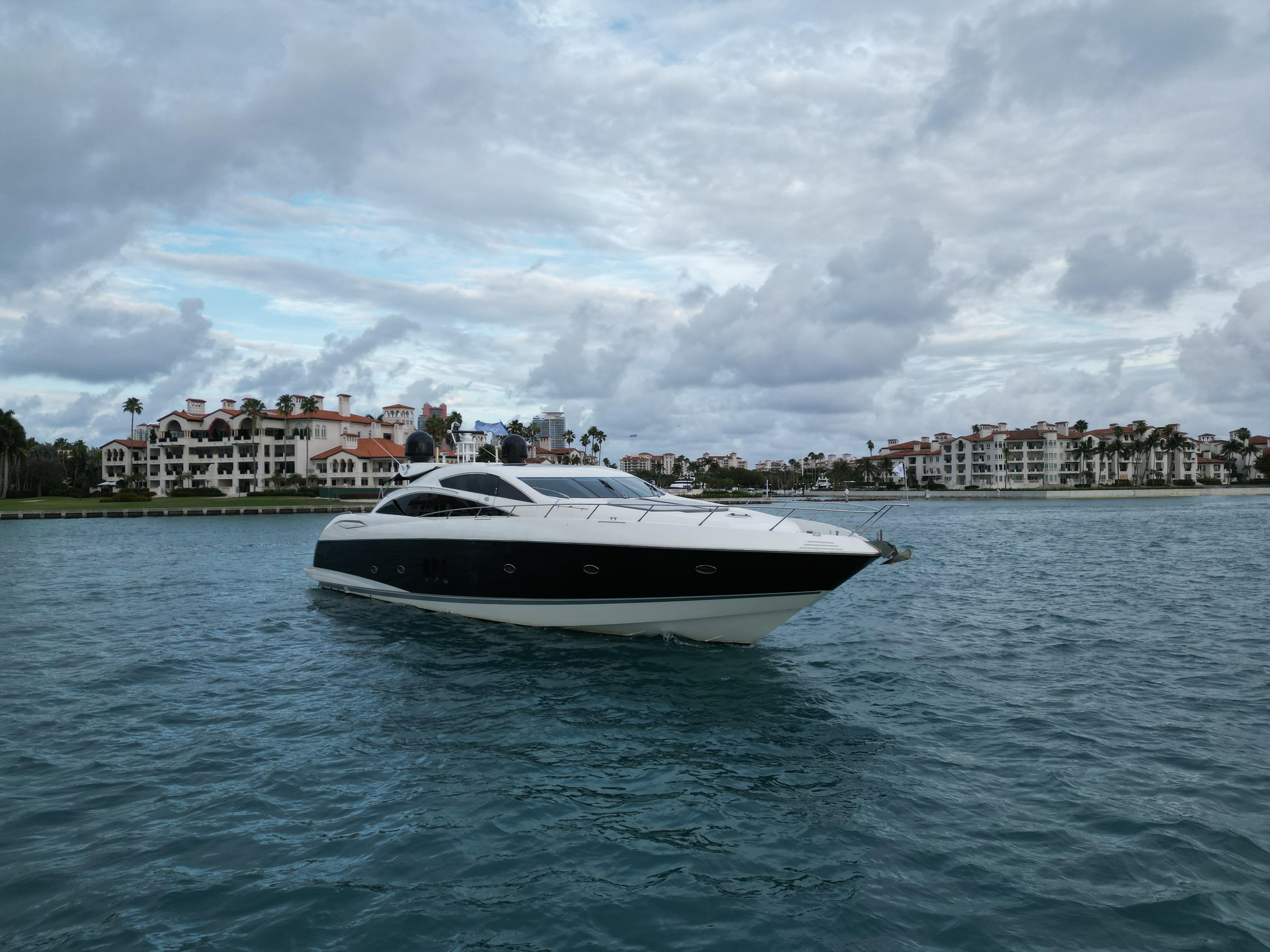 THE GAMBLER Motor Yachts Sunseeker for sale - YachtWorld