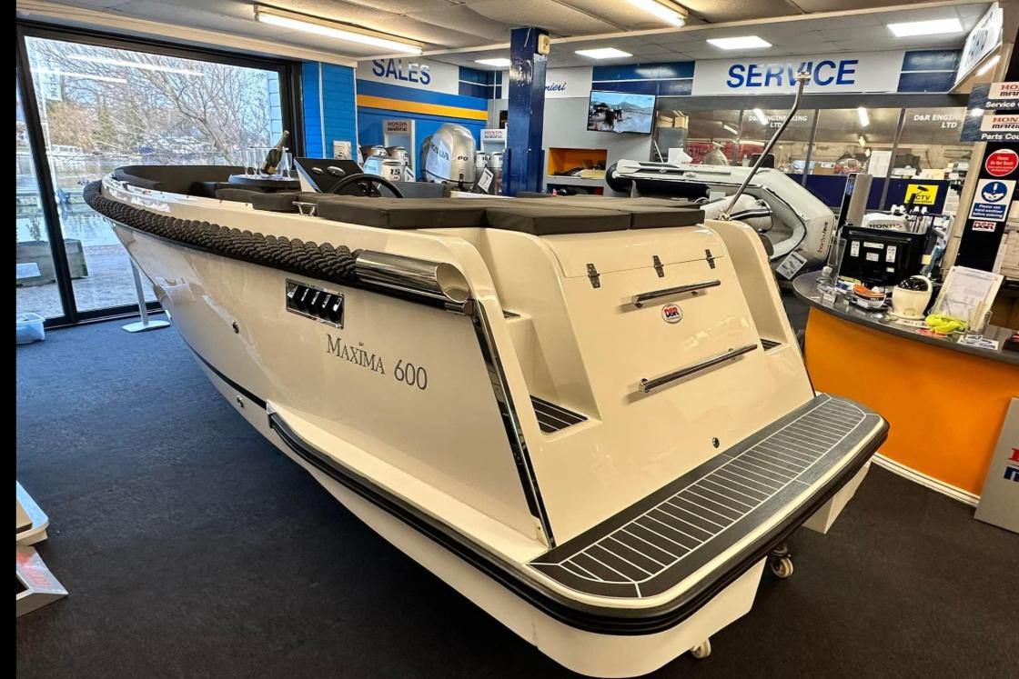 Maxima 600 | 2022 | 20ft - Surrey | Boatshop24