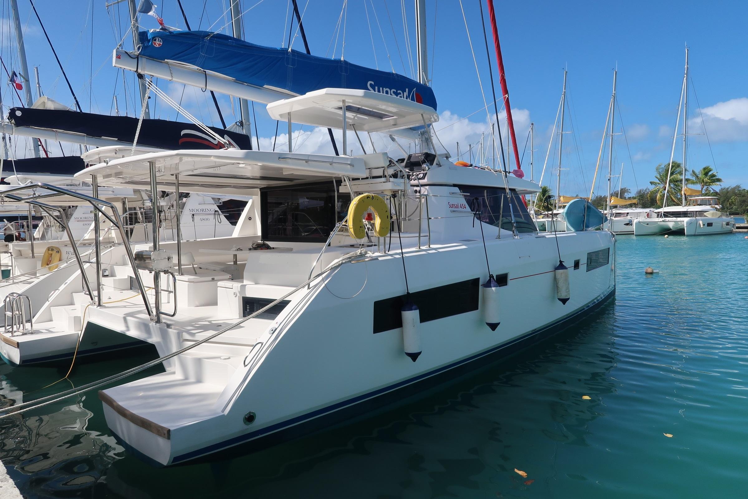 2019 Leopard 45 Catamaran for sale - YachtWorld