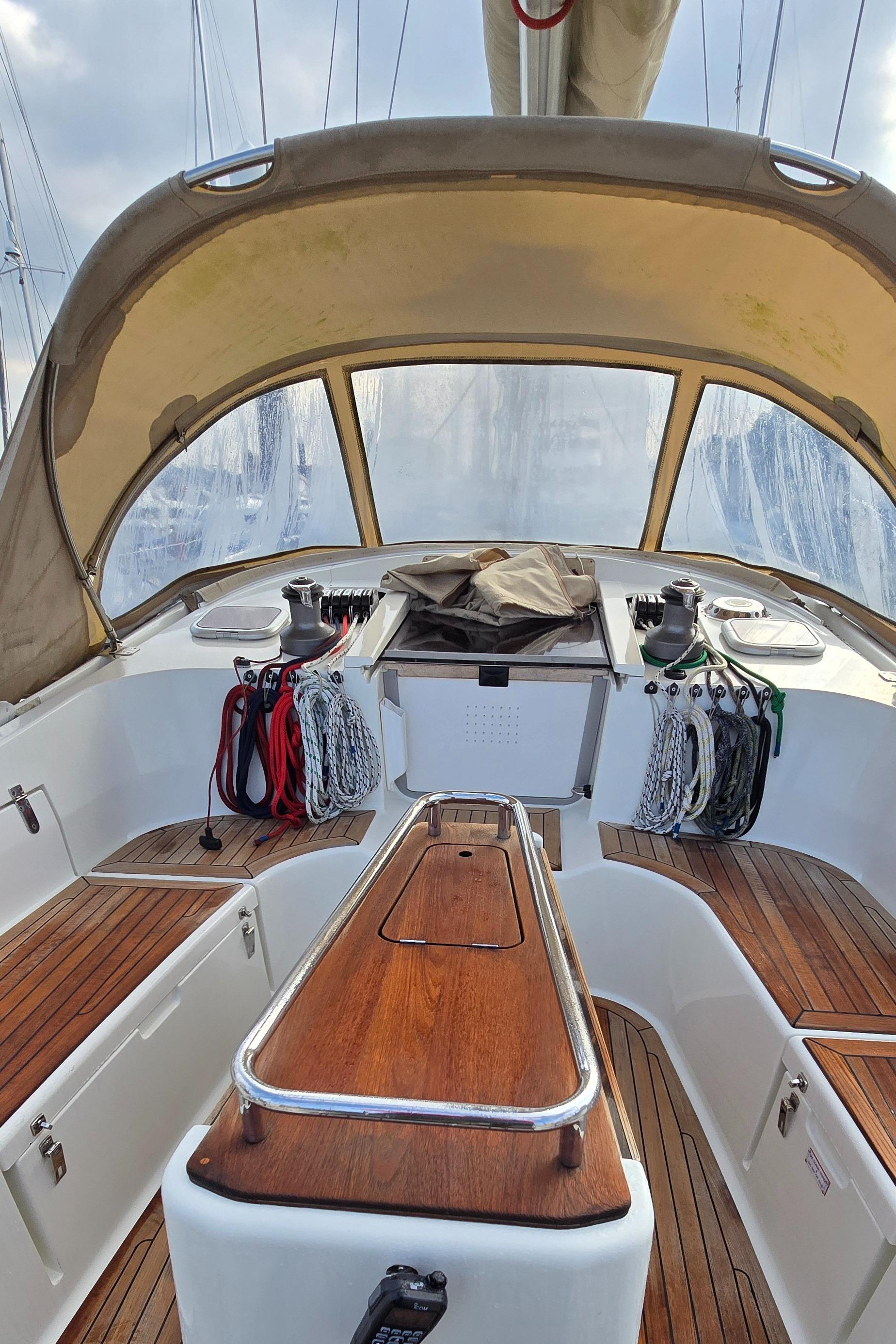 2009 Southerly 38 Cruiser for sale - YachtWorld