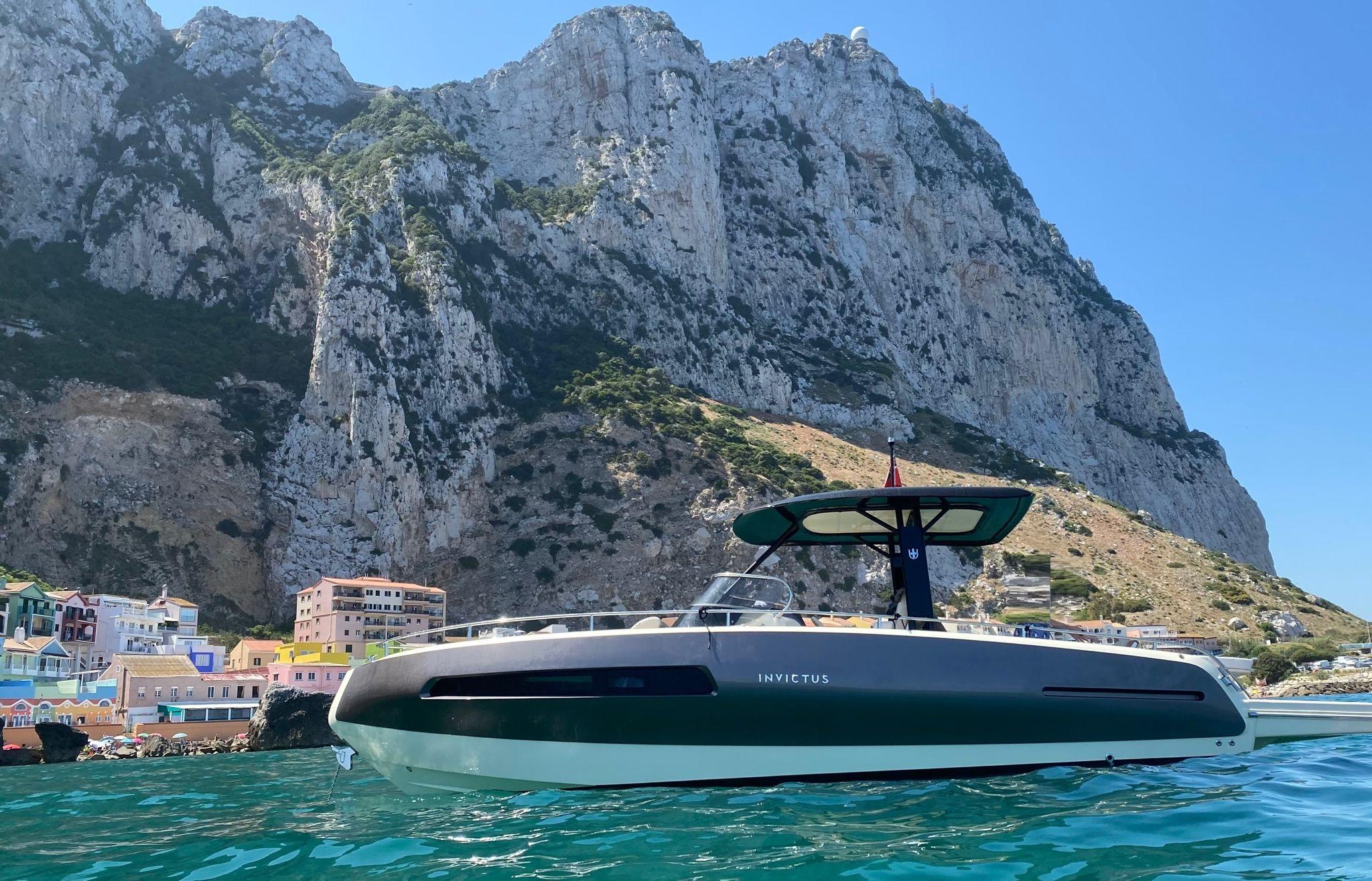 New Invictus GT 280 in Alicante - iNautia