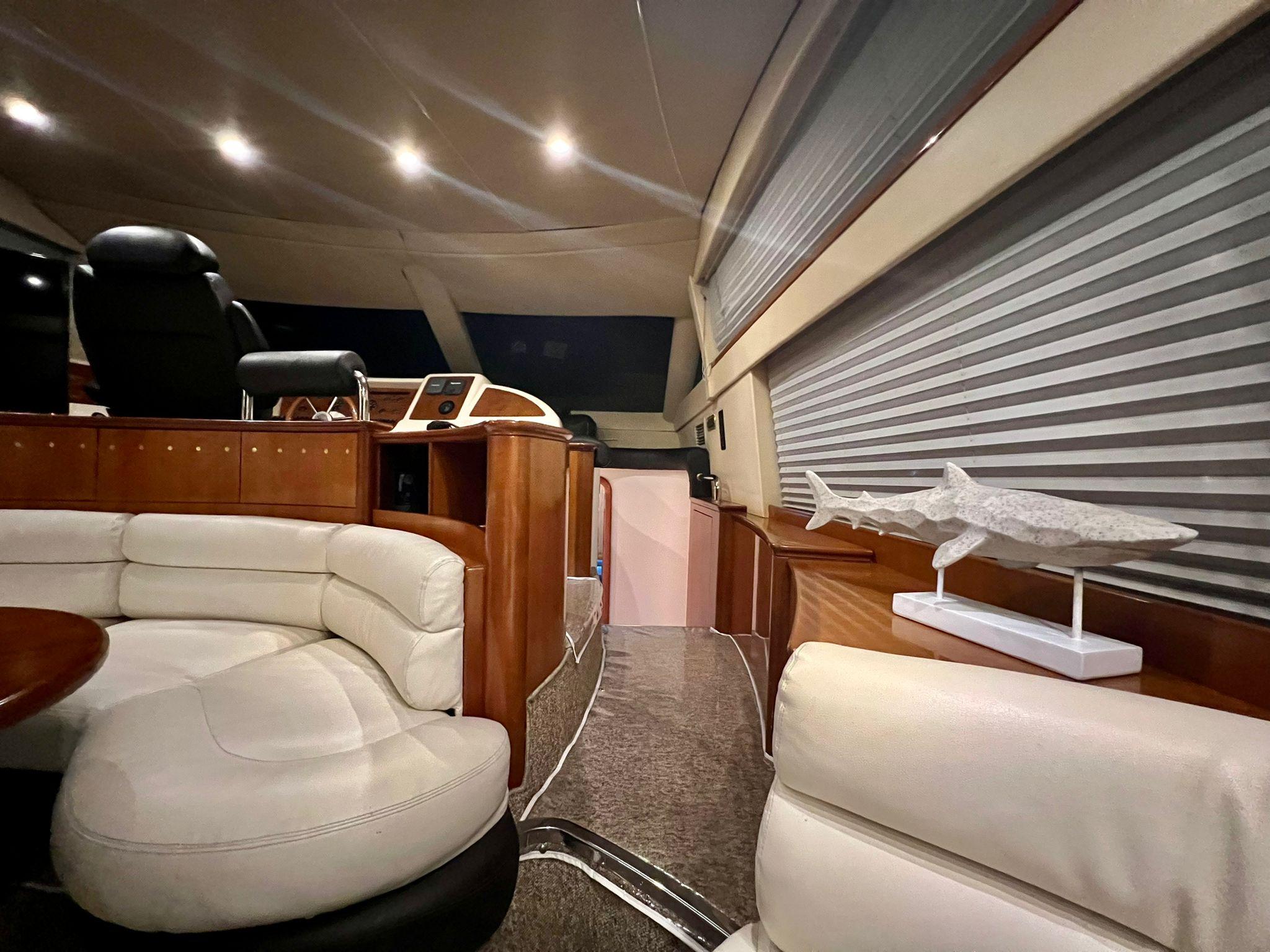 2001 Azimut 58 Motor Yachts for sale - YachtWorld