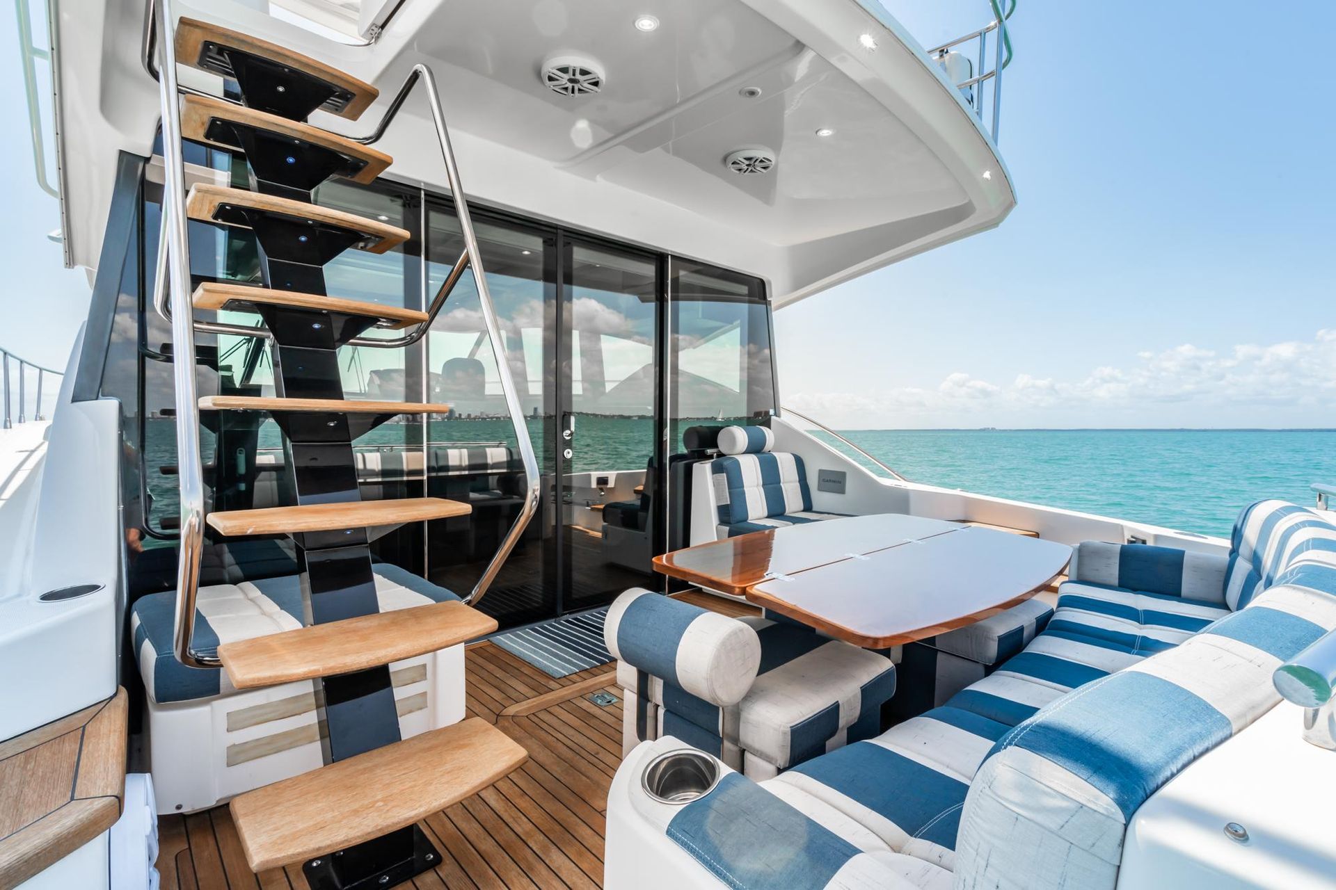 2015 Tiara Yachts 50 Flybridge - Weber Yachts