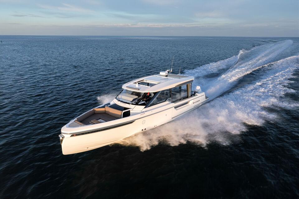 2025 Saxdor 400 GTC Cruceros deportivos en venta - YachtWorld