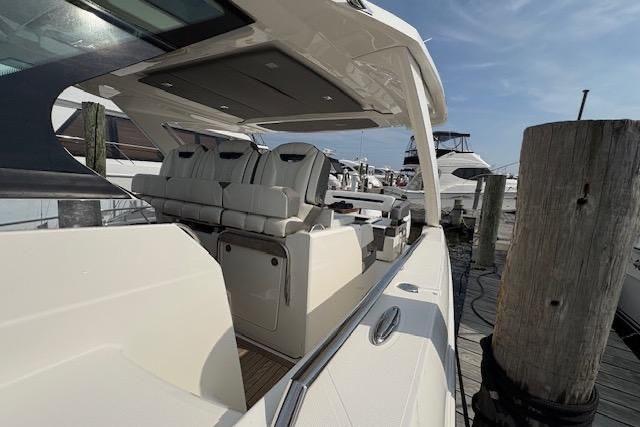 2021 Tiara Yachts 38 LS Center Console for sale - YachtWorld