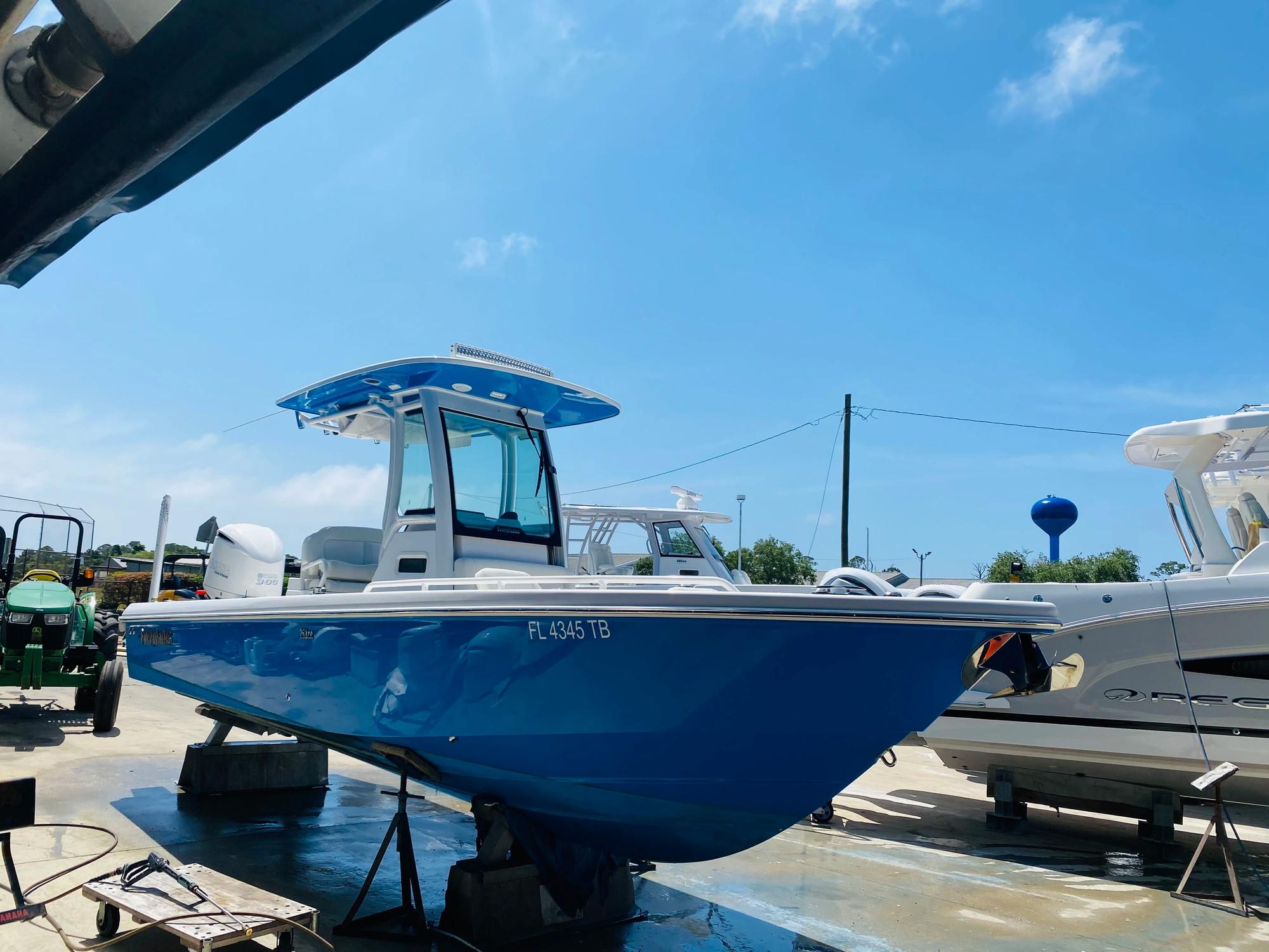 2021 Everglades 253 CC Center Console for sale - YachtWorld