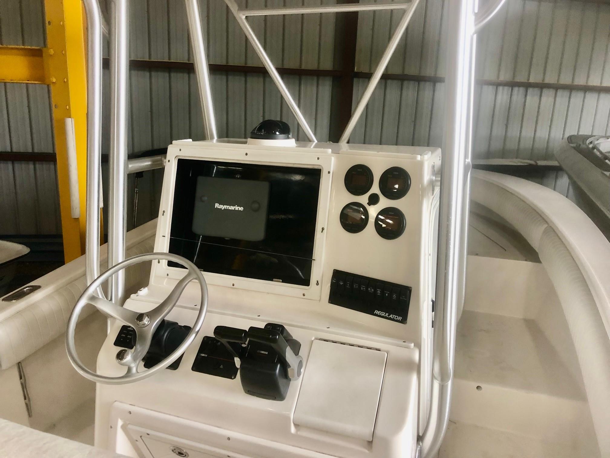 2005 Regulator 24 Fs Center Console for sale - YachtWorld