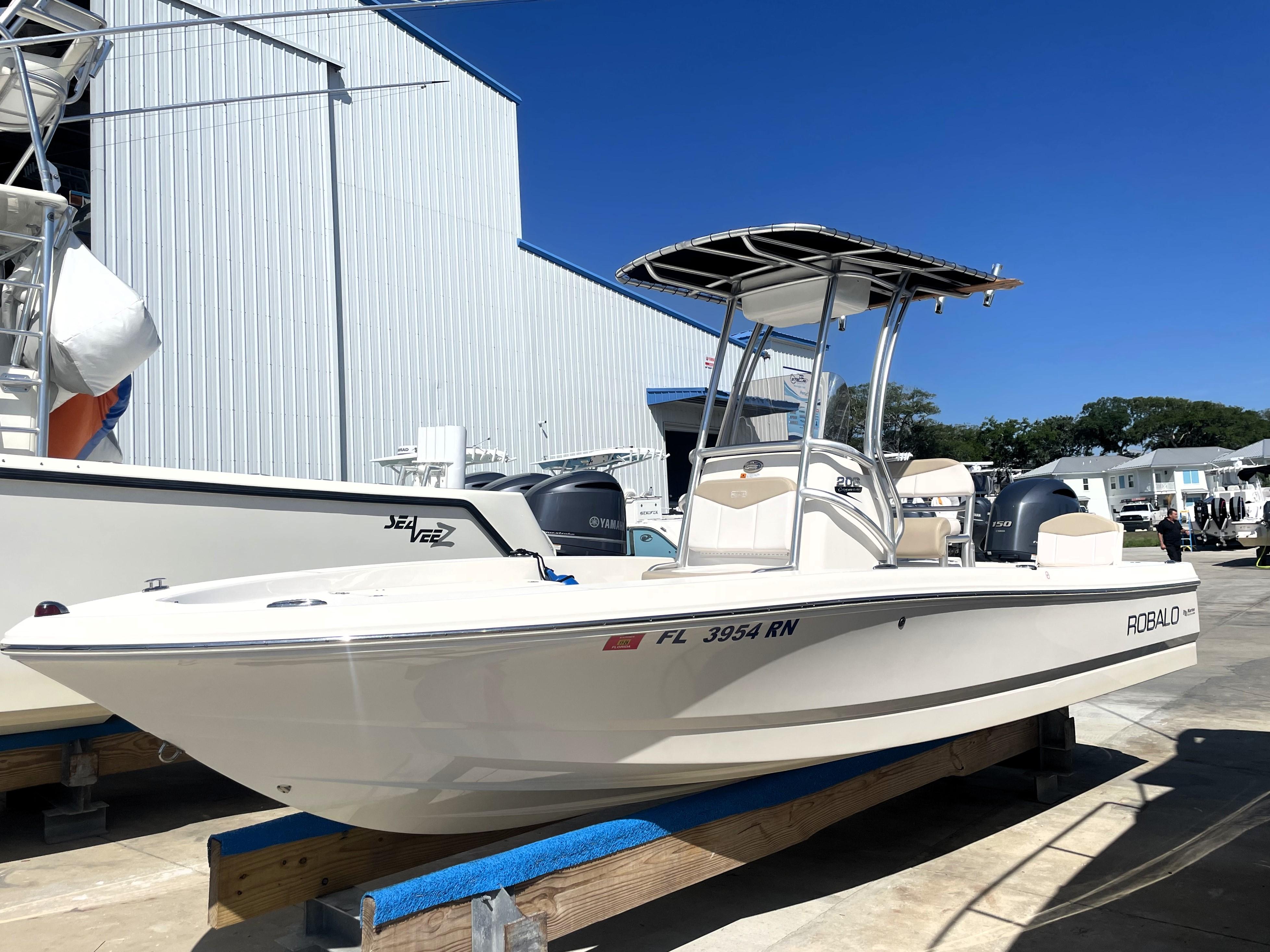 2018 Robalo 206 Cayman Bay boats en venta - YachtWorld