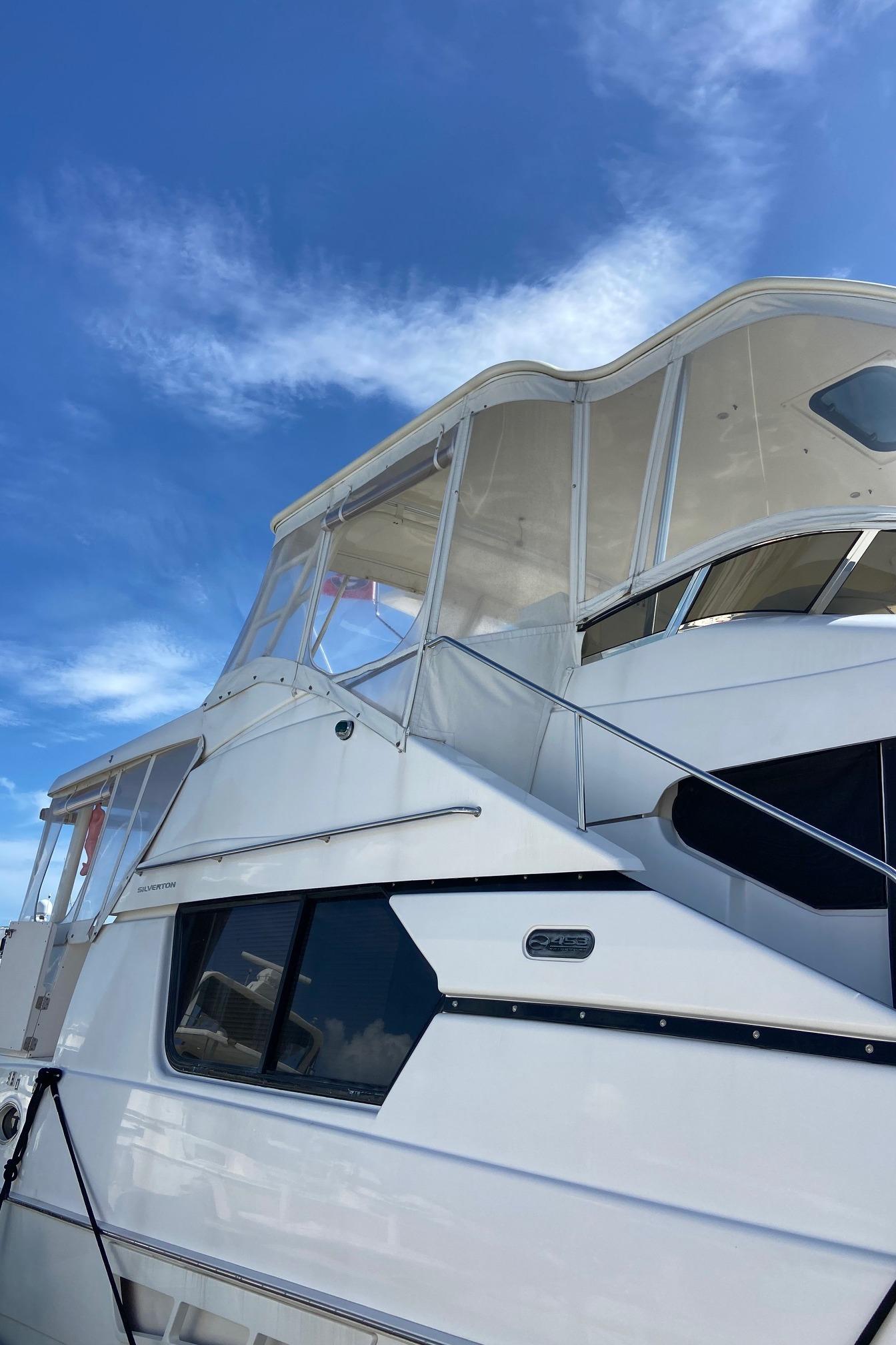 1999 Silverton 453 Motor Yacht Motor Yachts for sale - YachtWorld