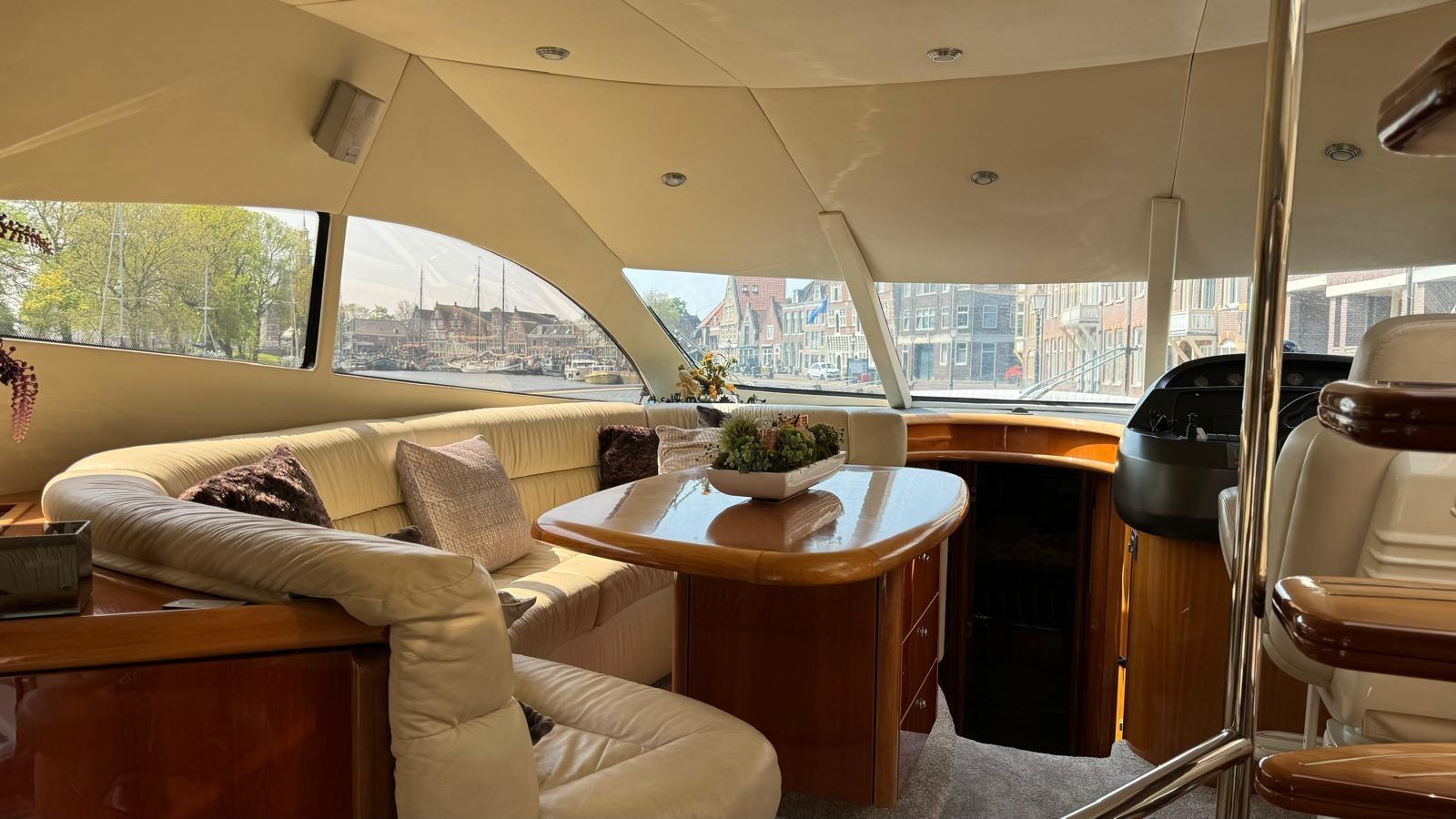 2002 Sunseeker Manhattan 56 Flybridge for sale - YachtWorld