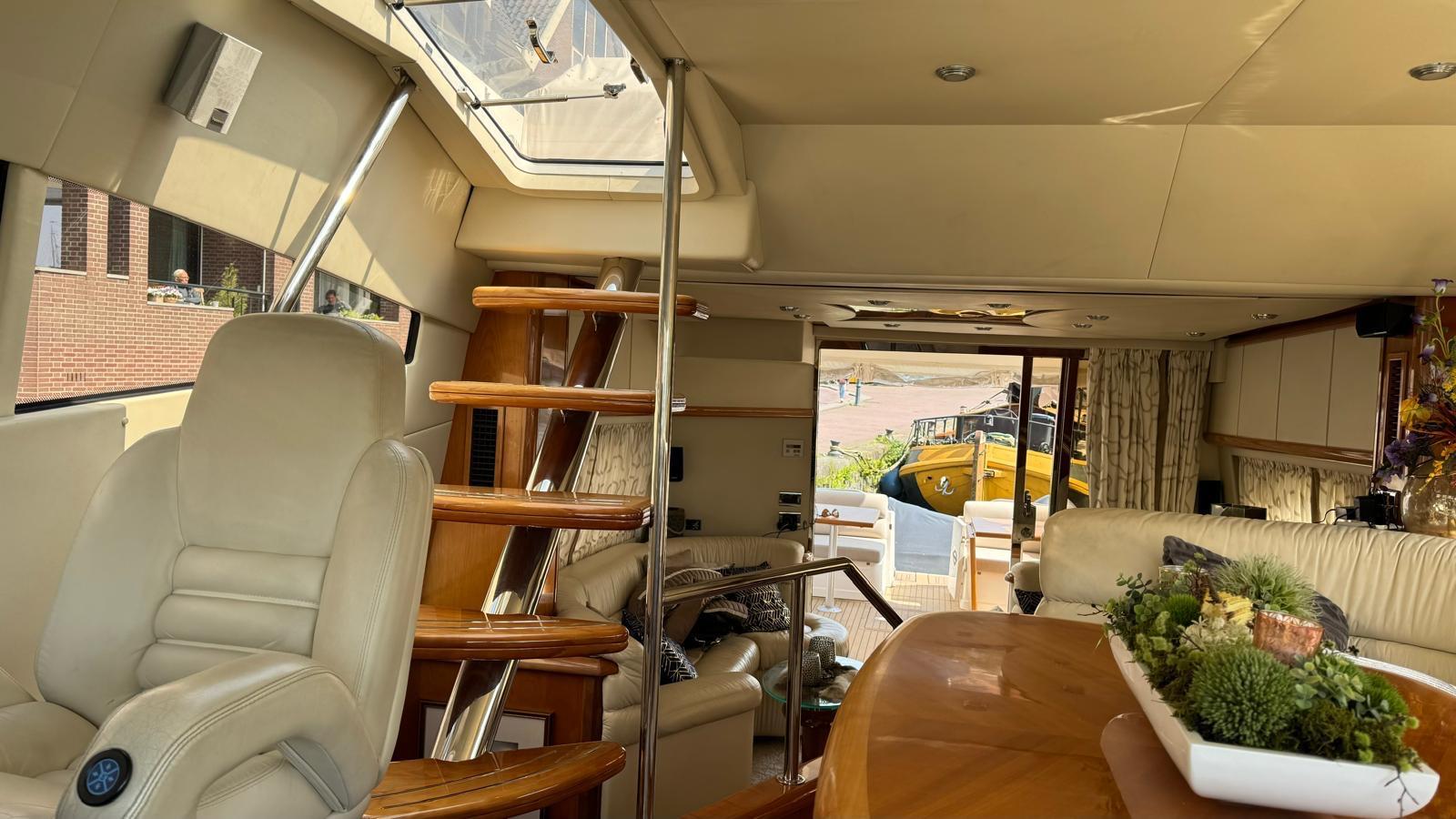 2002 Sunseeker Manhattan 56 Flybridge for sale - YachtWorld