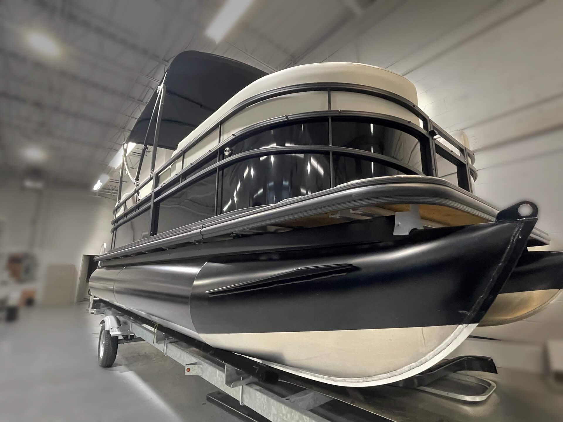 2024 Vision Marine Technologies WX Tritoon Pontoon for sale - YachtWorld