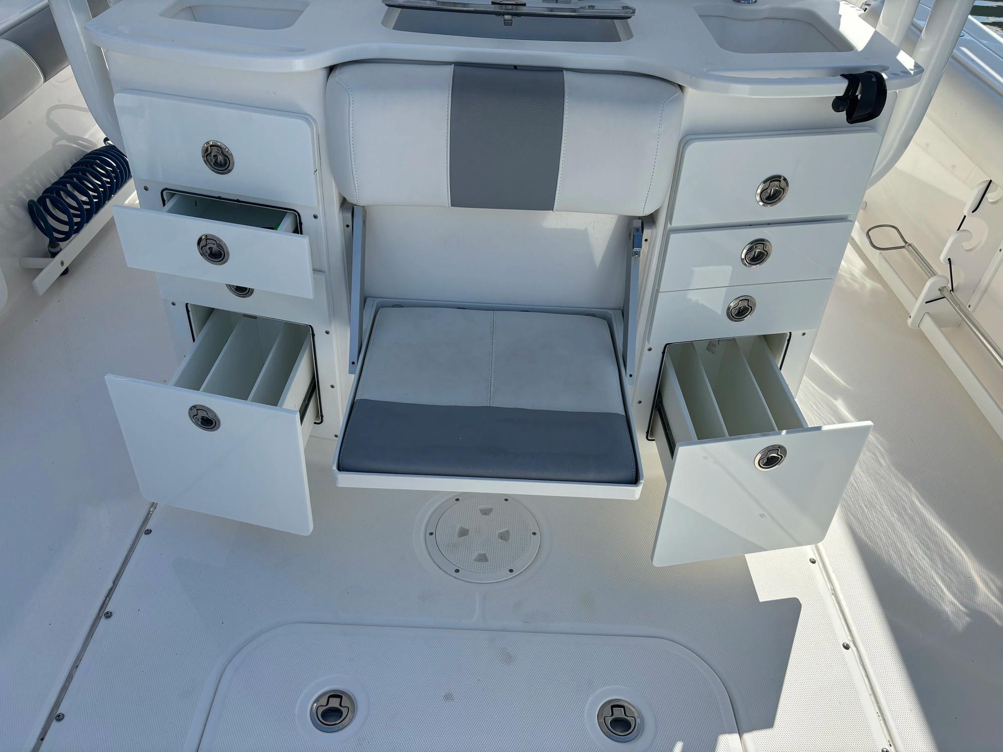 2018 Everglades 355 CC Center Console for sale - YachtWorld