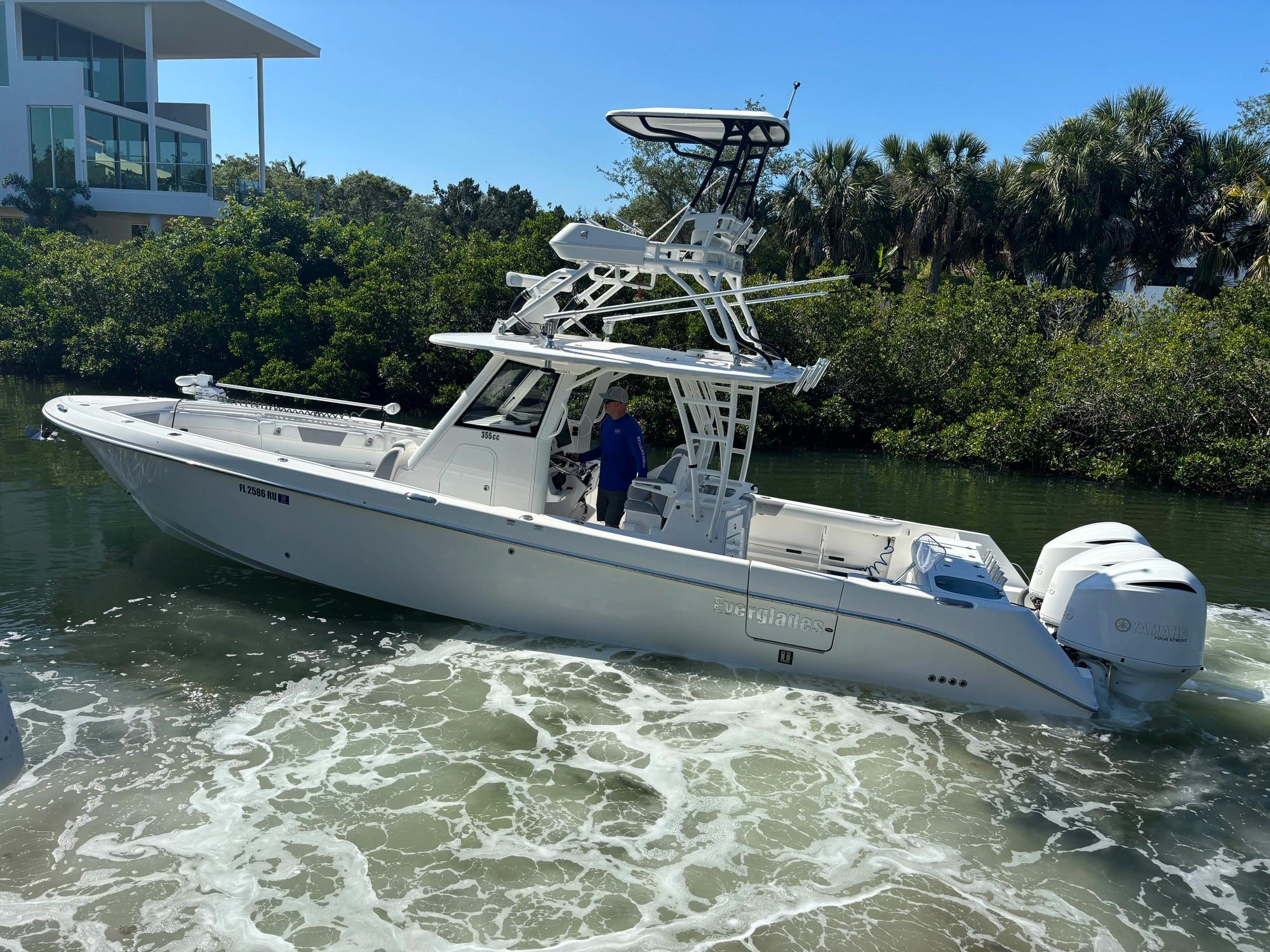 2018 Everglades 355 CC Center Console for sale - YachtWorld